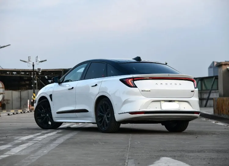 2022 Arcfox Alpha S Large Space Sedan Electric Car Long Range 708km Electric Car Adult Vehicle ...