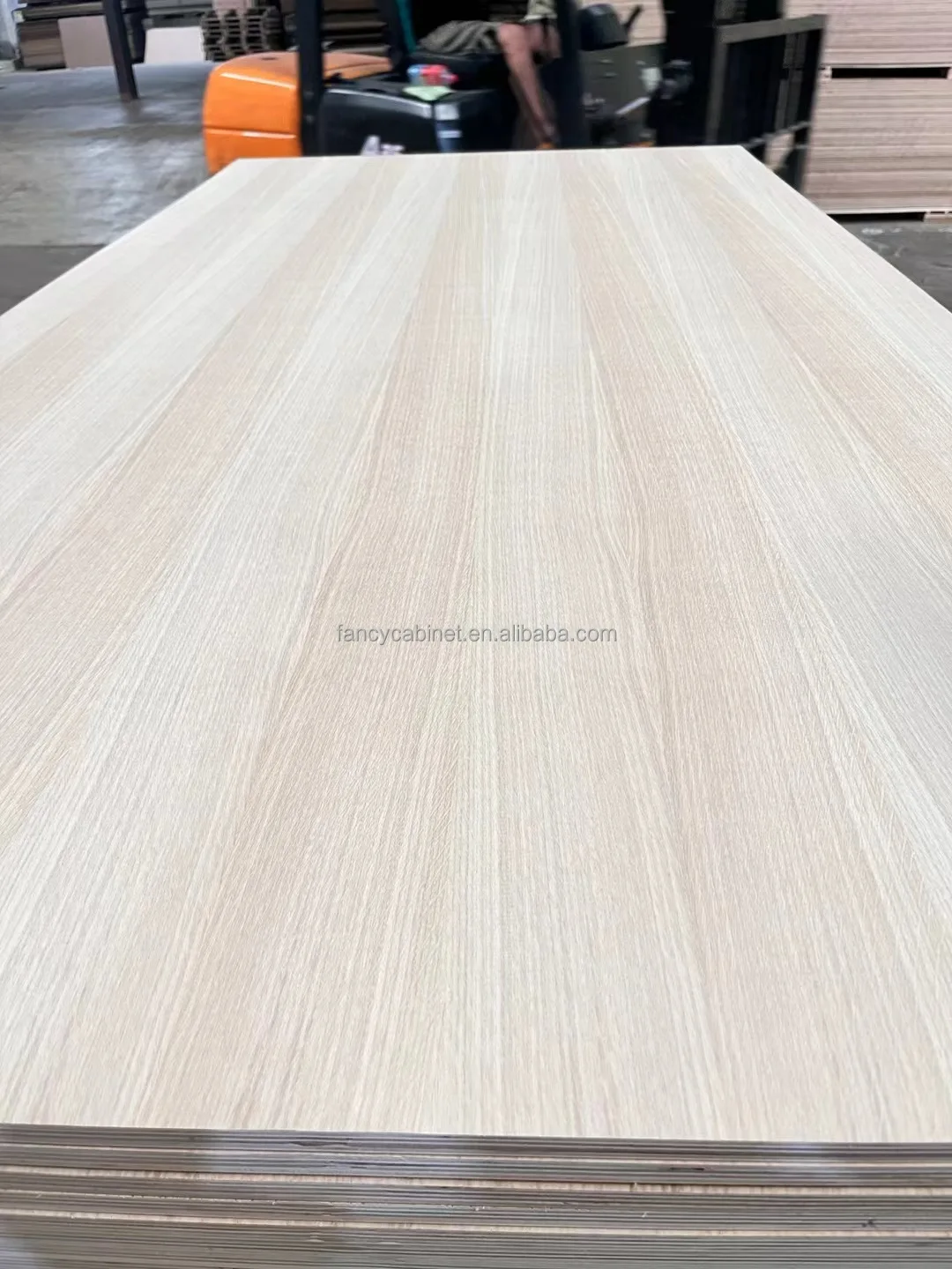 12mm Veneered White Oak Mdf With Poplar Core - Buy Veneered White Oak Mdf,Veneered White Oak ...