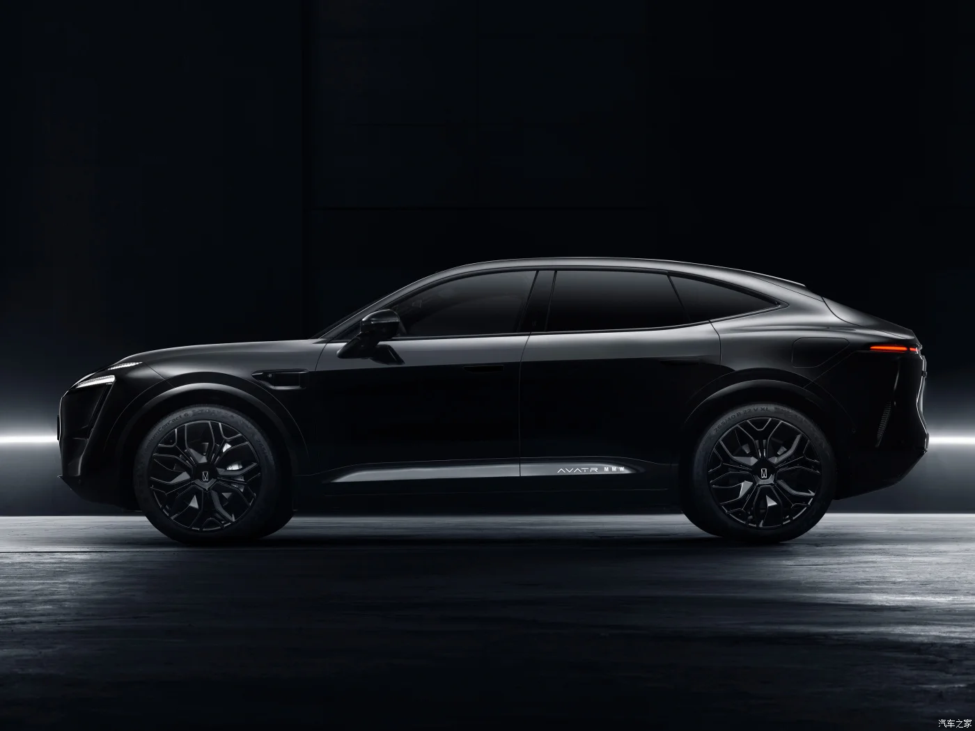 Avatr 11 Electric Car 2024 600km 705km Long Cruising Range Dual Motor Luxury Edition Changan ...