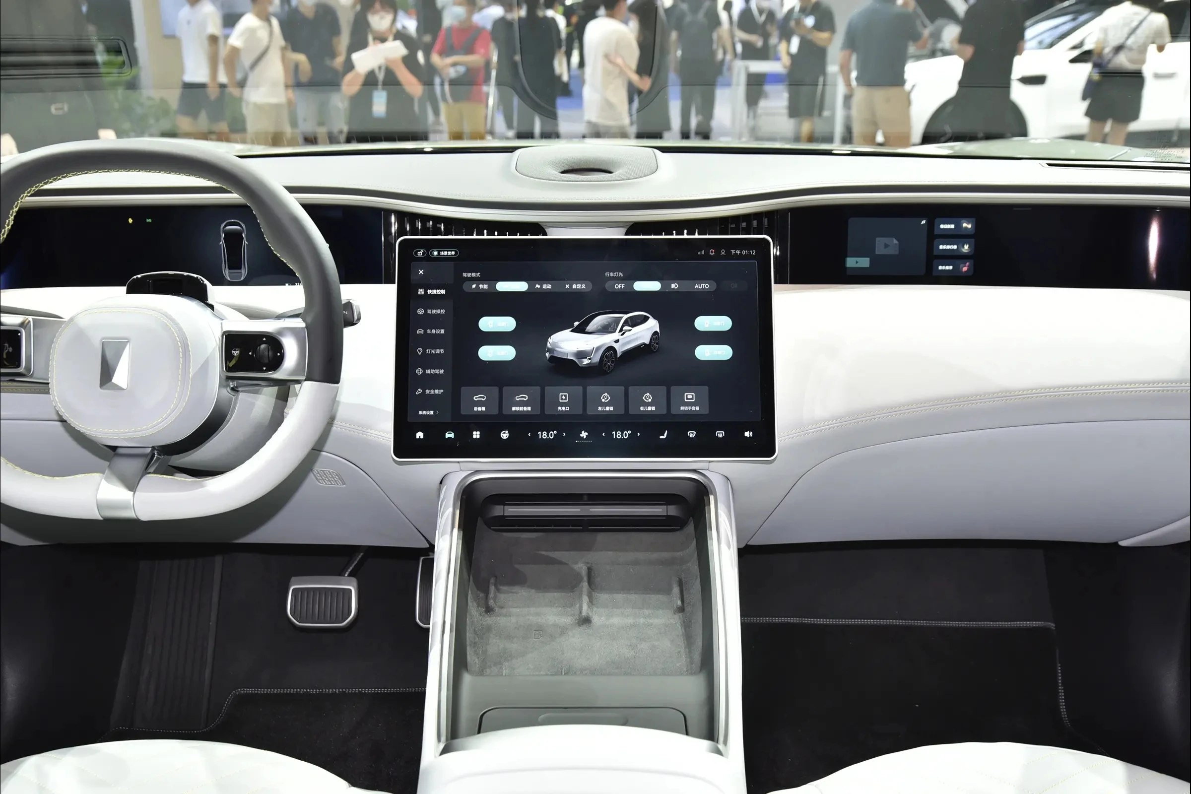 Electric New Cars Avatr 11 2024 705km Luxury Awd Single Motor Long Range Ev Suv Changan Avatar ...