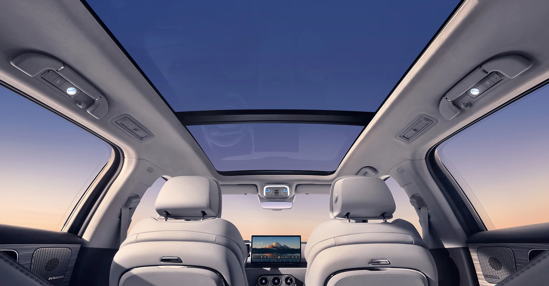 Denza N8 AWD - Luxury SUV with 6 or 7 Seats & PHEV Power