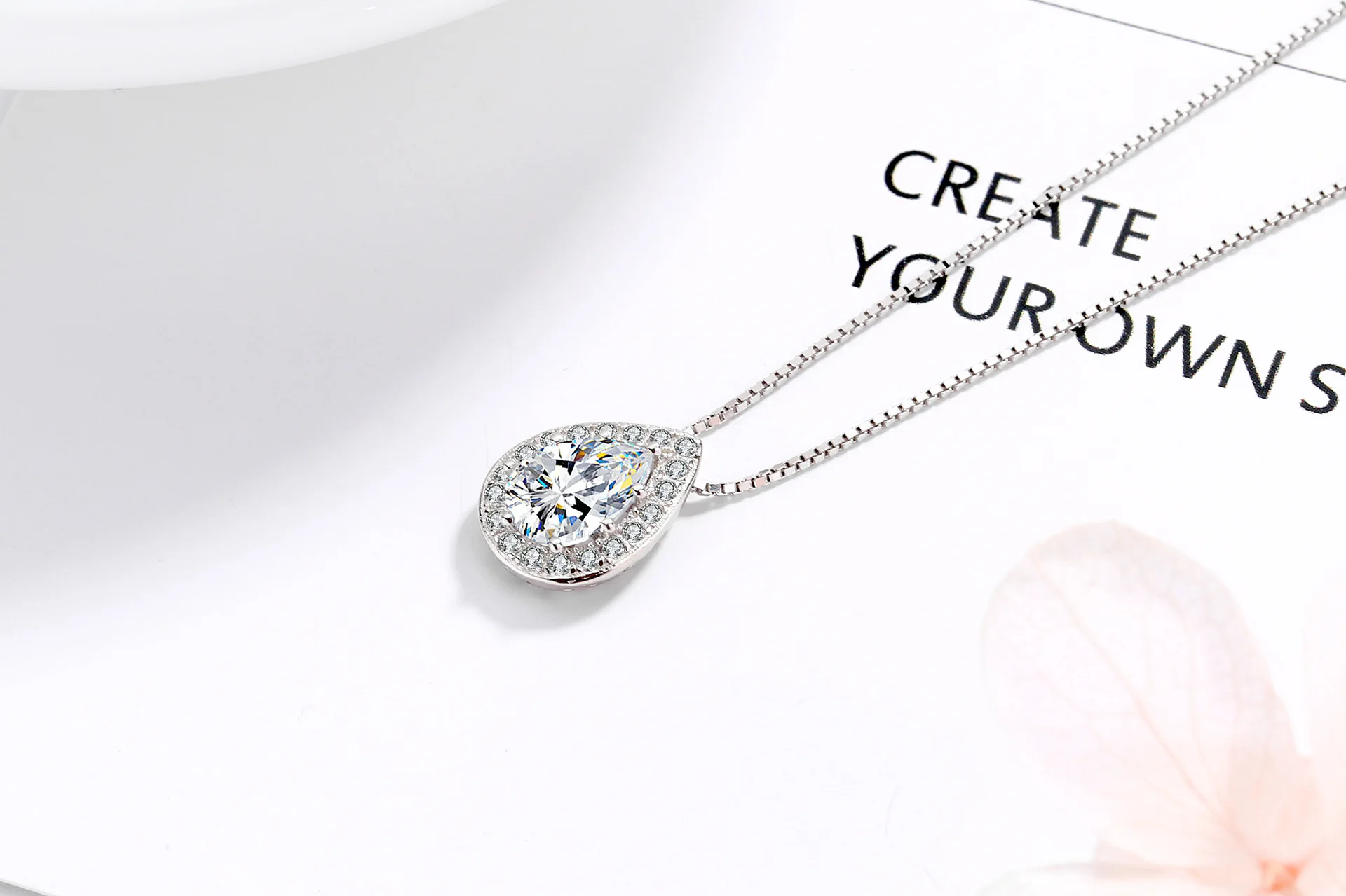 高级s925银色奢华复古水滴形锁骨链女性 - Buy 高级s925银锁骨链女,豪华复古滴形项链的女士,极简主义风格优雅项链的女士 Product on Alibaba.com