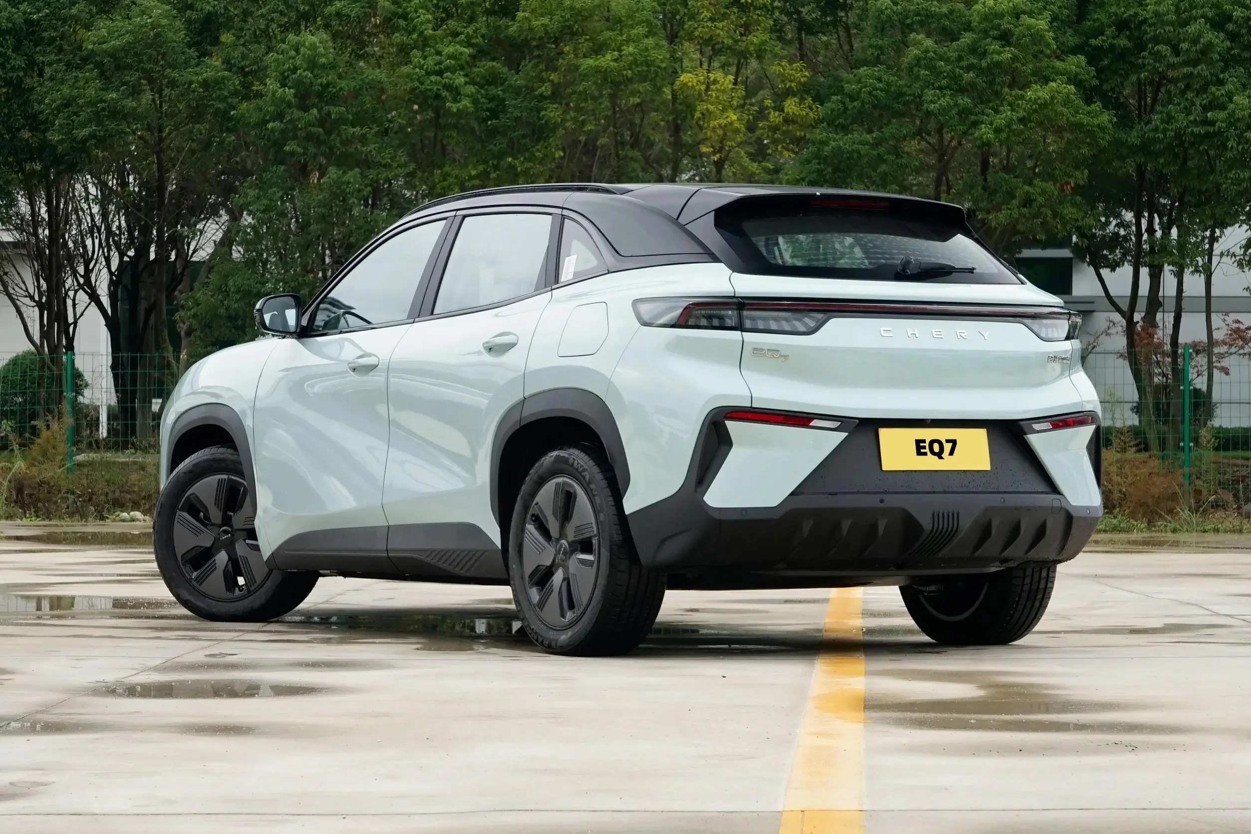 2023 Chery Eq7 Electric Suv With 5 Seats High-speed 2wd Turbo Engine Leather Seats Left Steering ...