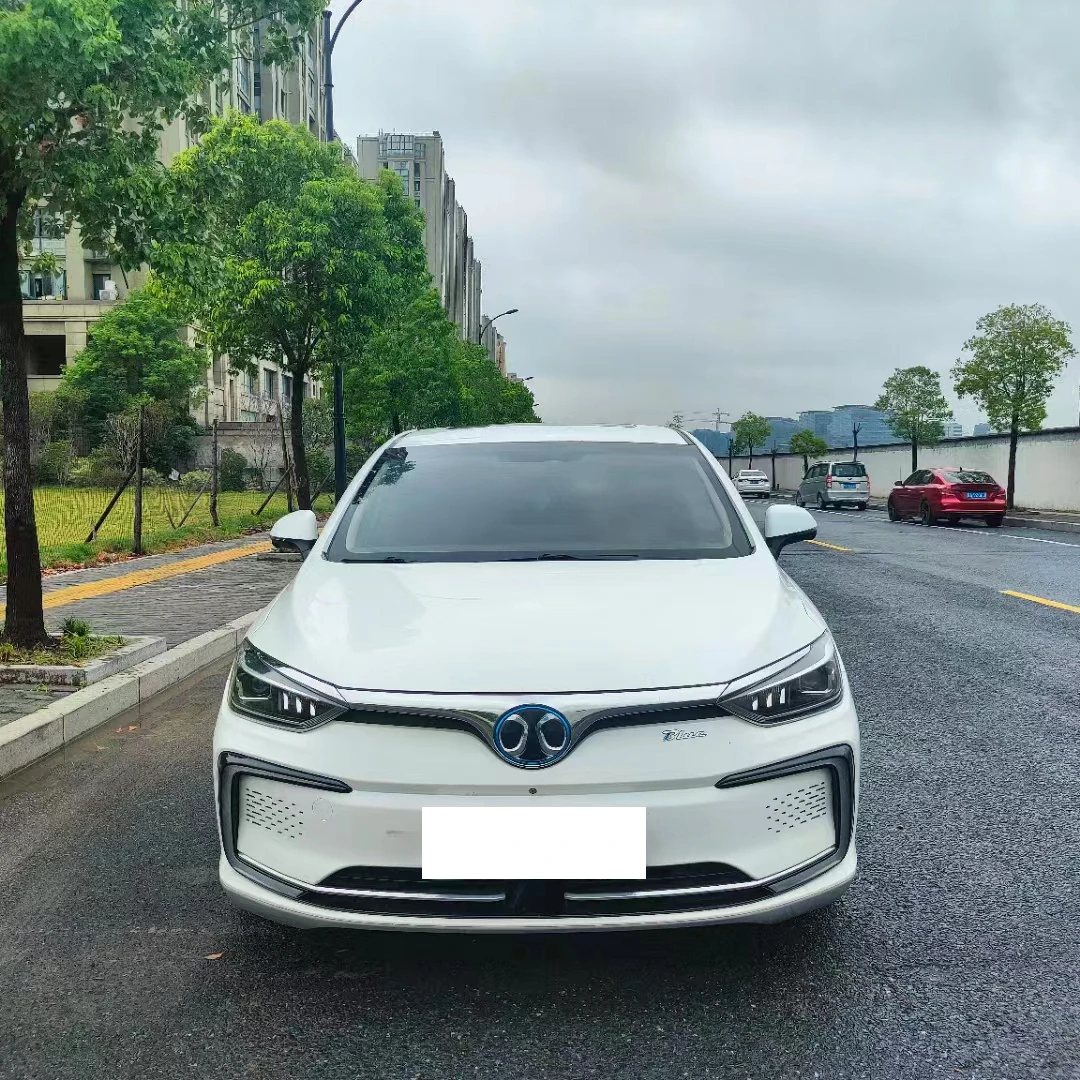 Baic Eu5 Ev Car Popular Online Car-hailing Artifact Sunroof Central Control Large Screen 360 ...