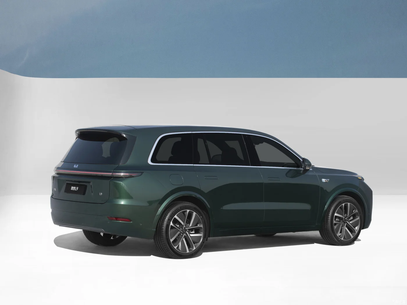 Lixiang L9 MAX - Extended Range Electric SUV for 6 Seats