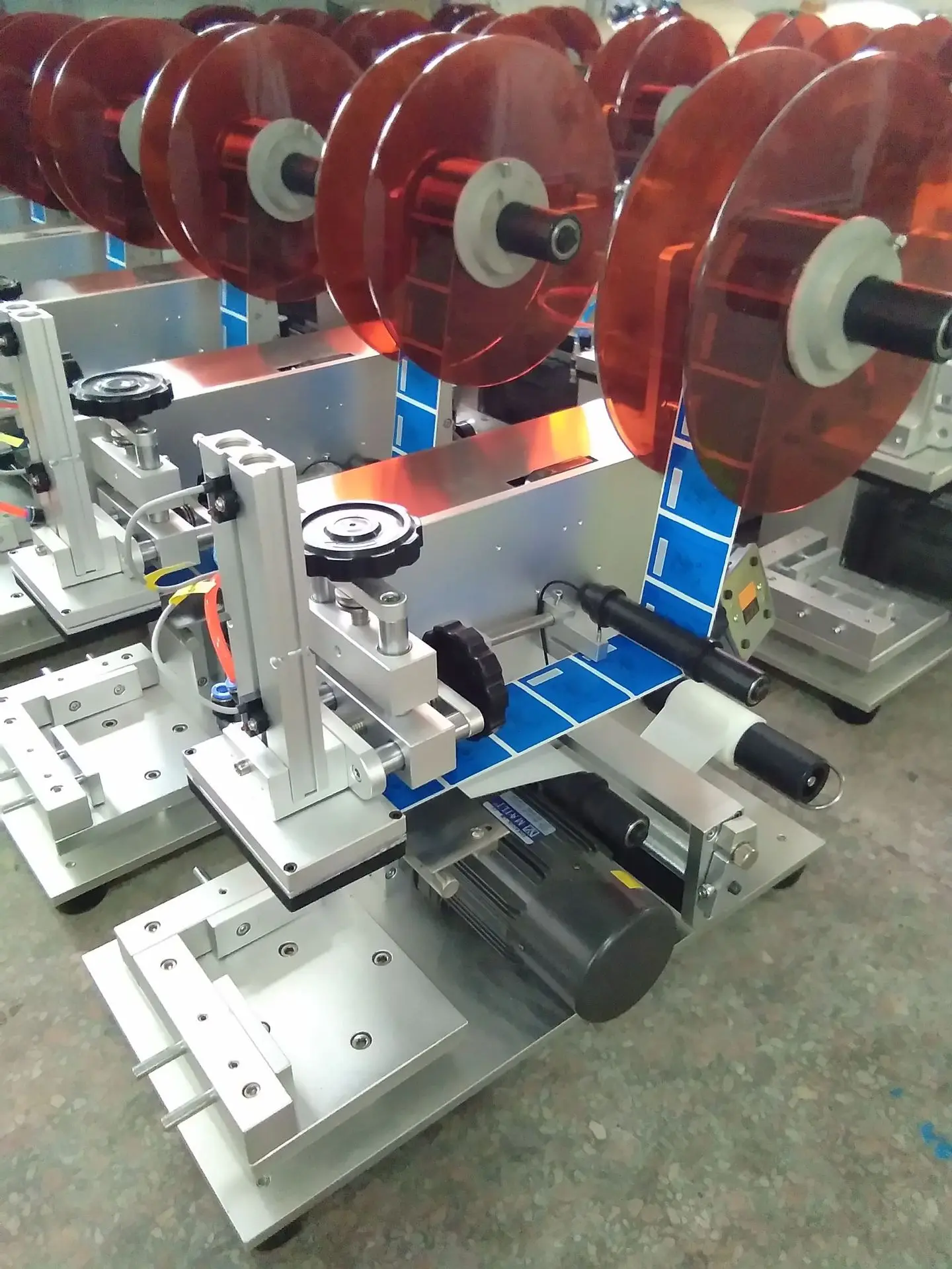 Lt-60d Semi-automatic Electric Manual Labeling Machine Table-top Flat Side Square Bottle ...