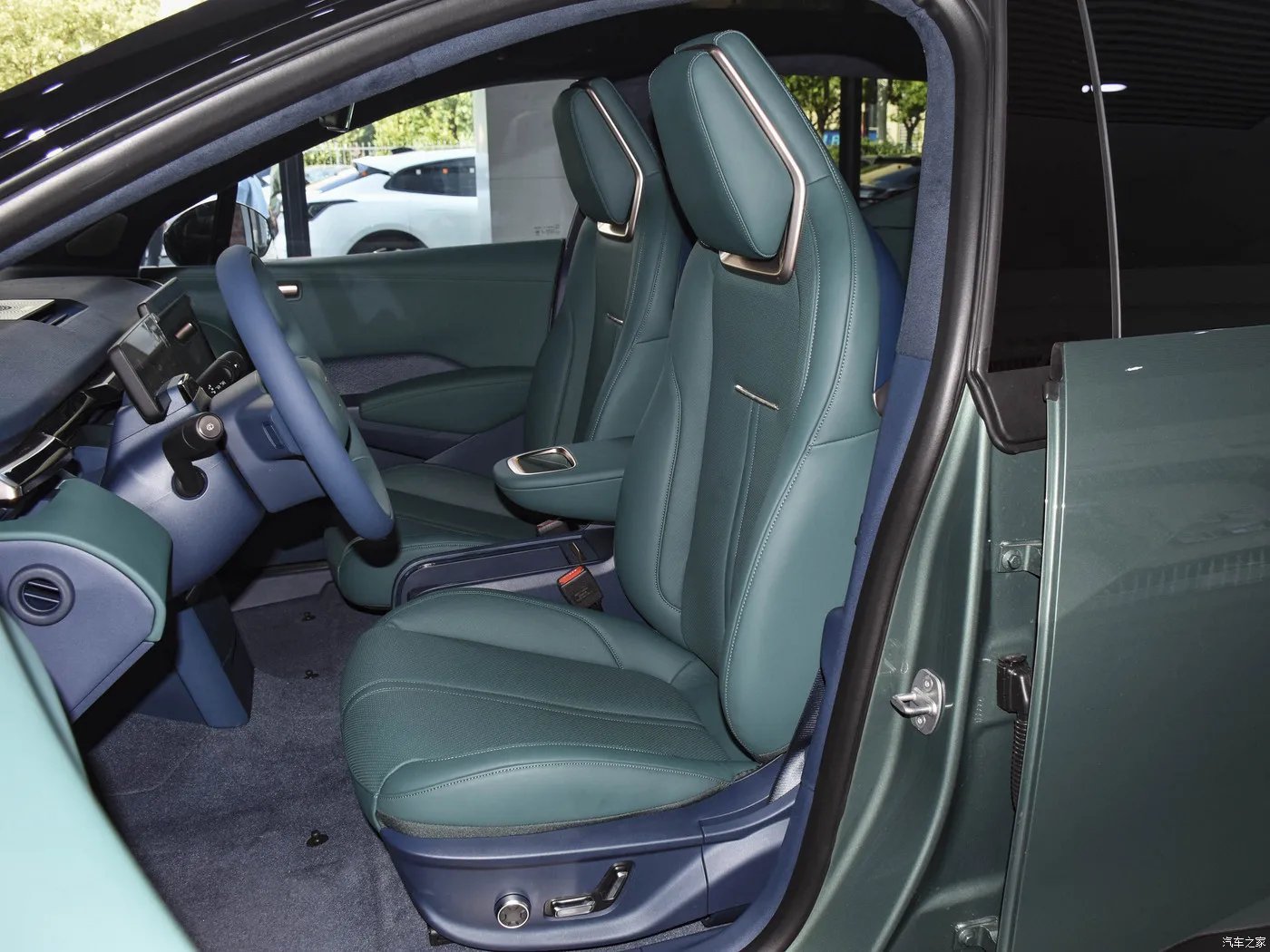 2024 Zeekr X Rear Drive ME Version 5-seater Pure Electric Compact SUV 500km 512km 560km You 4wd ...