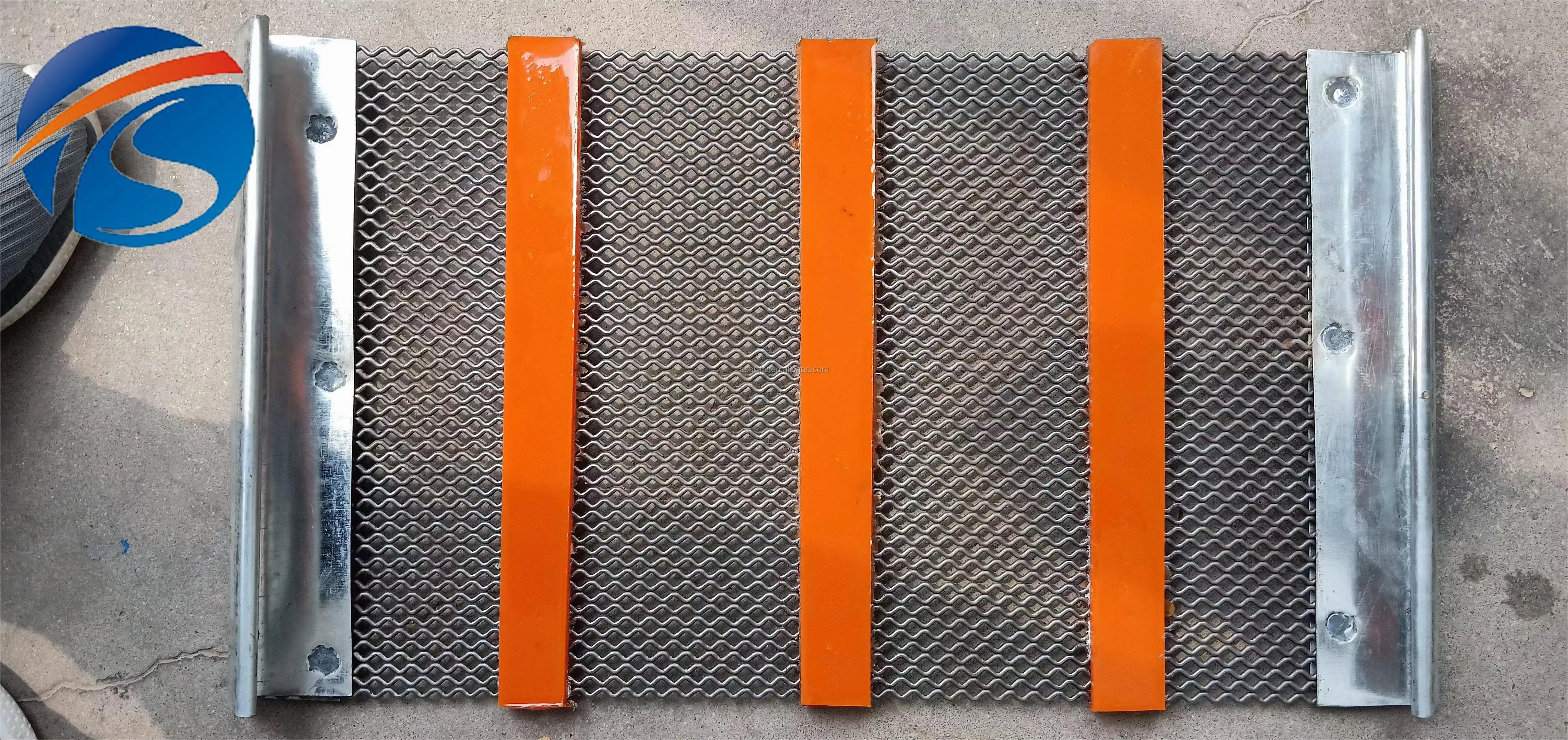 Polyurethane Dewatering Screen Mesh Sustainable Polyurethane Mine ...