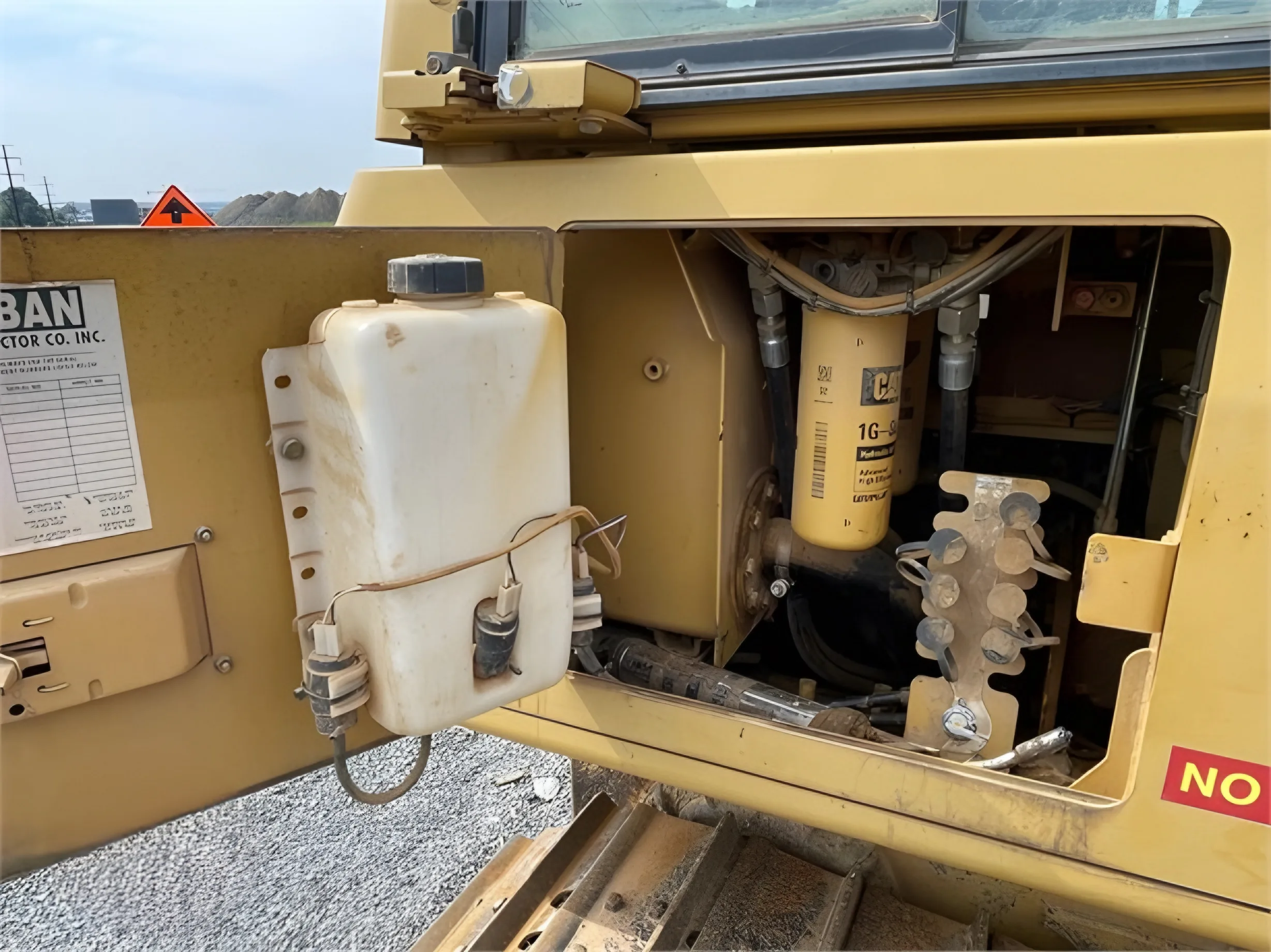 D Series Excavator Dozer 2002 CATERPILLAR D4G XL for Sale