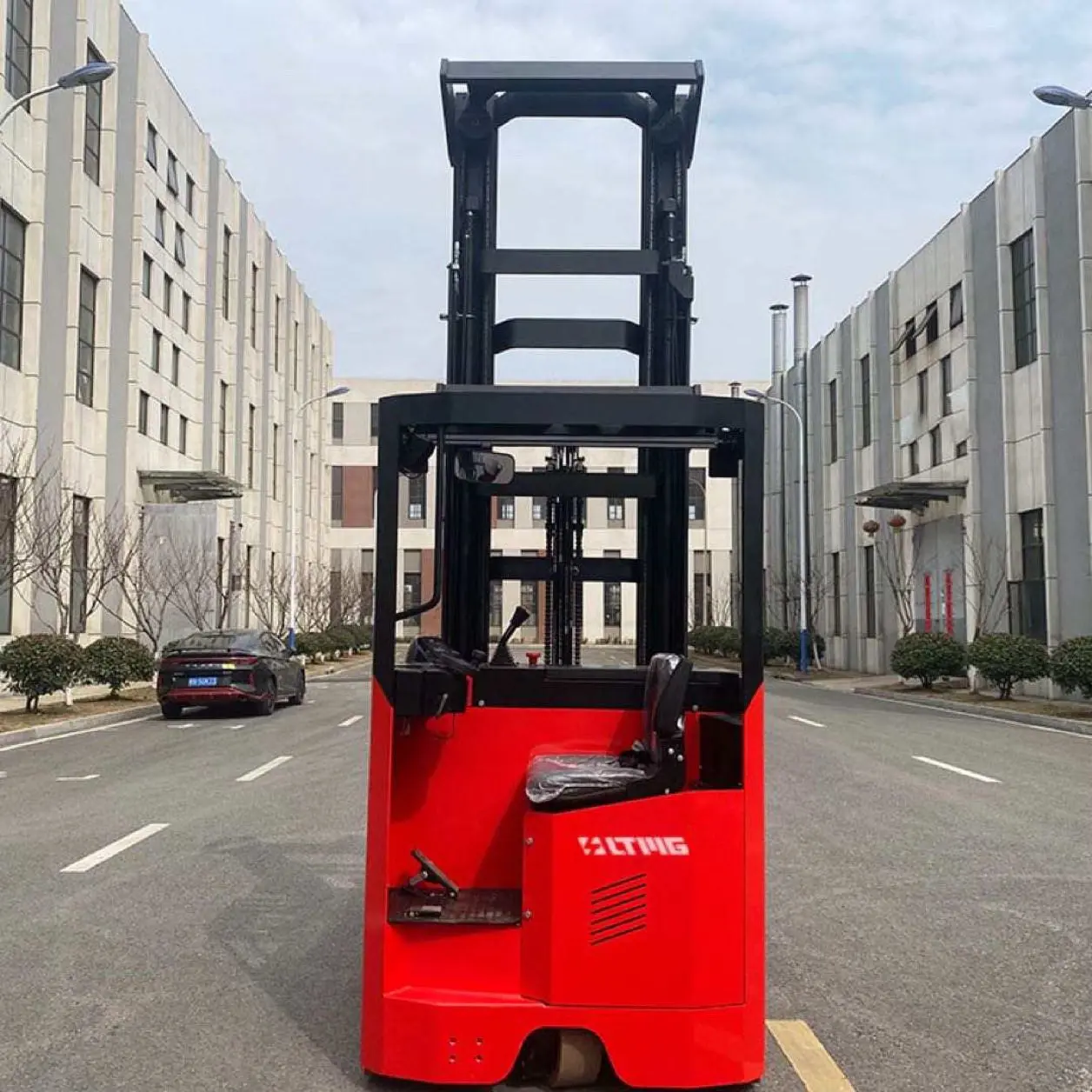 Electric Lifting Truck 1.5-ton Stand Drive Lifting Forklift Fully ...