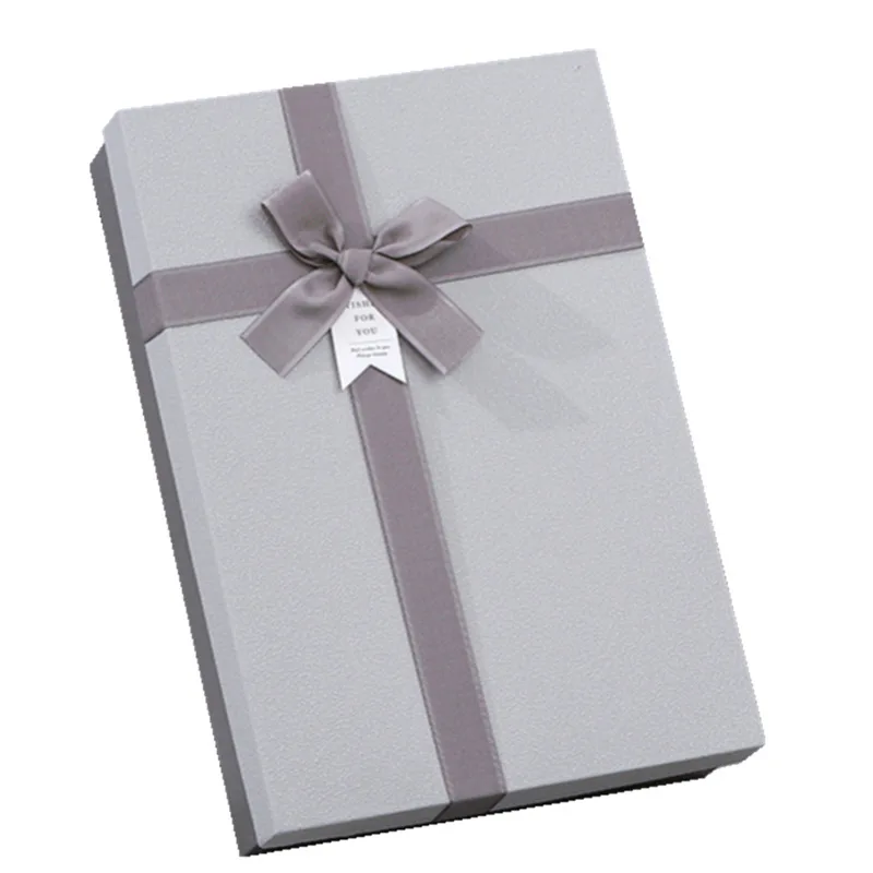 Customized Paper Suitcase Gift Box Smooth Paper Jewelry And Lipstick ...