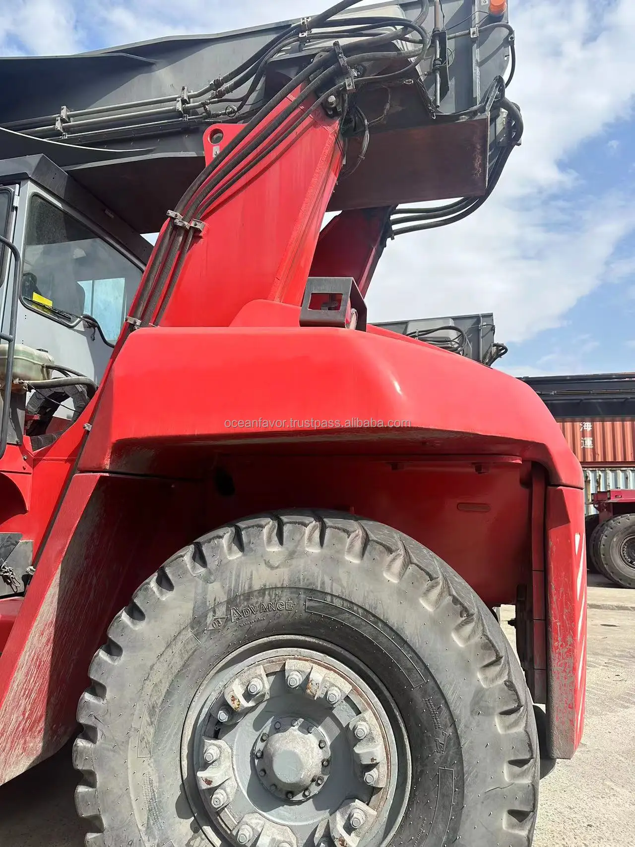 Kalmar DRF450 Reachstacker - 45 Ton Port Lifting Crane