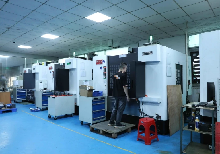 Industrial Injection Mold Angle Guide Pin with Bolt Fixed Types ...