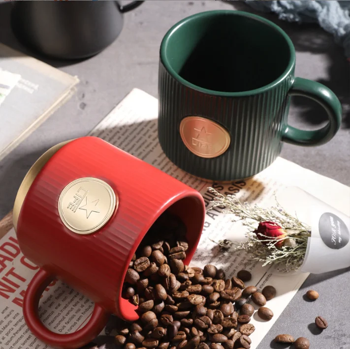 Classic 470ml Embossed Bronze Medal Ceramic Coffee Mug Durable And Eco ...