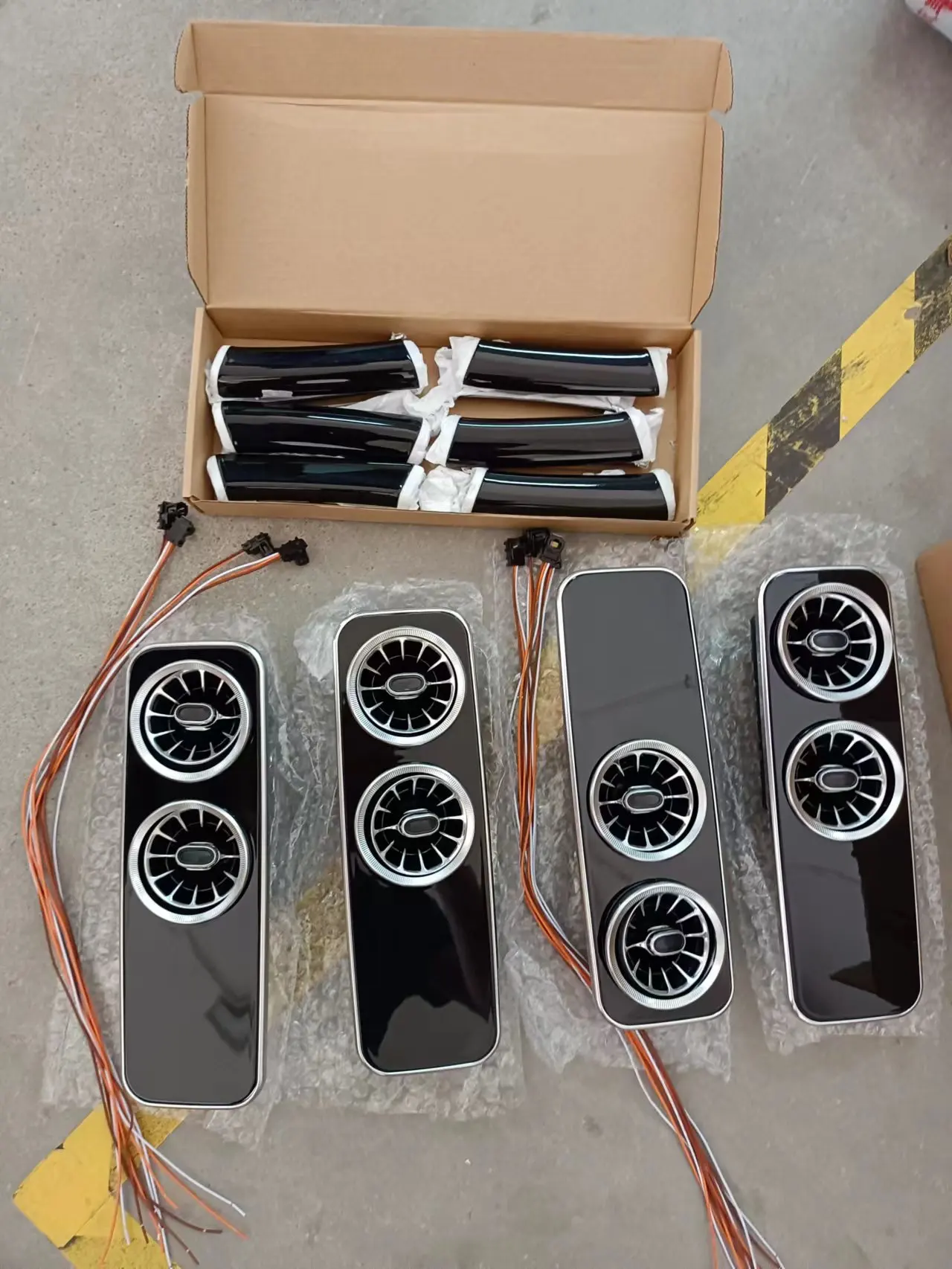 Car Interior Accessories - Upgrade Air Vents for MPV V Class