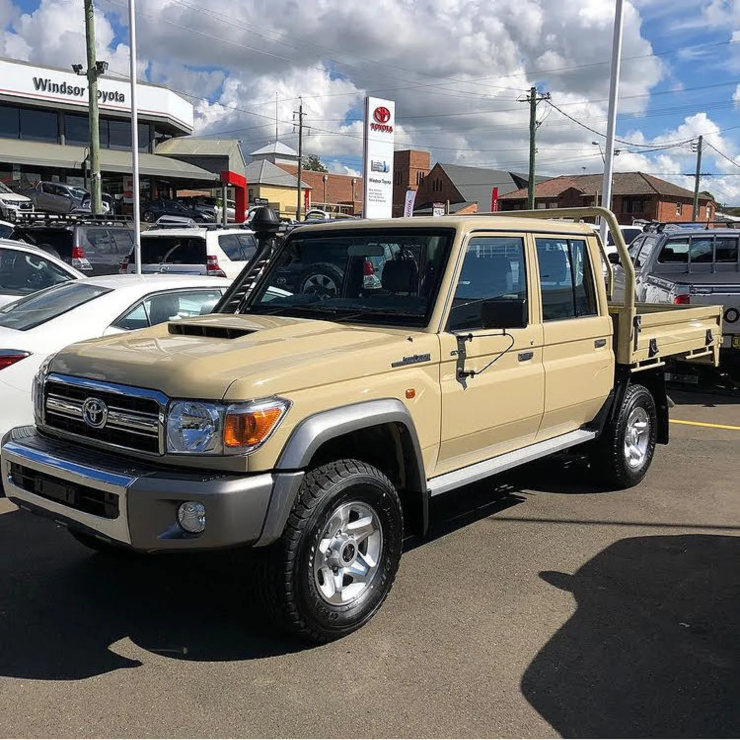 Used Toyota Landcruiser Pickups For Sale - Buy Toyota Landcruiser ...