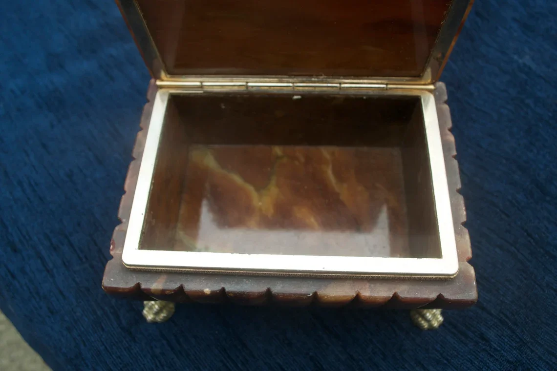 Green Onyx Rectangular Cigarette & Cigar Box - Customizable