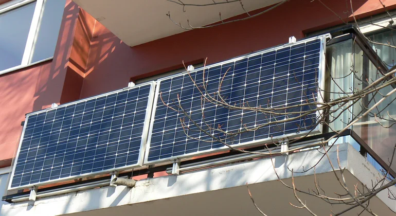 Solar Pv 600 Watt 700w Pannello Solare Termico Da Balcone Kit Solare Da ...