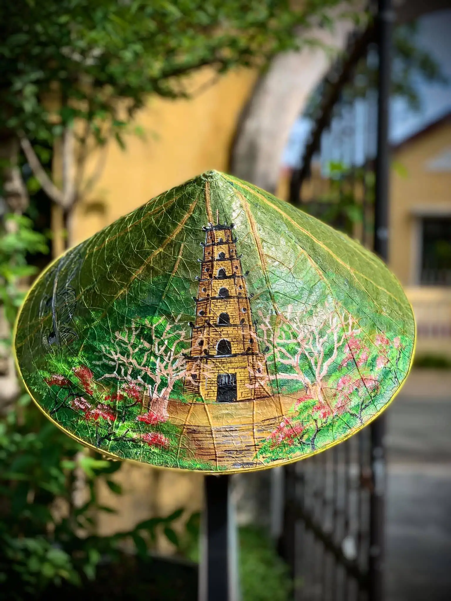 VIETNAM LOTUS LEAF PALM LEAF TRADITIONAL CONICAL HATS