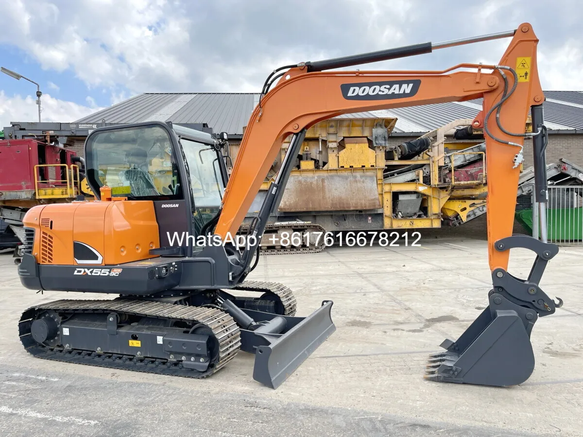 Used Excavator Doosan Dx55 In Good Condition Used Original Doosan Dx55 ...
