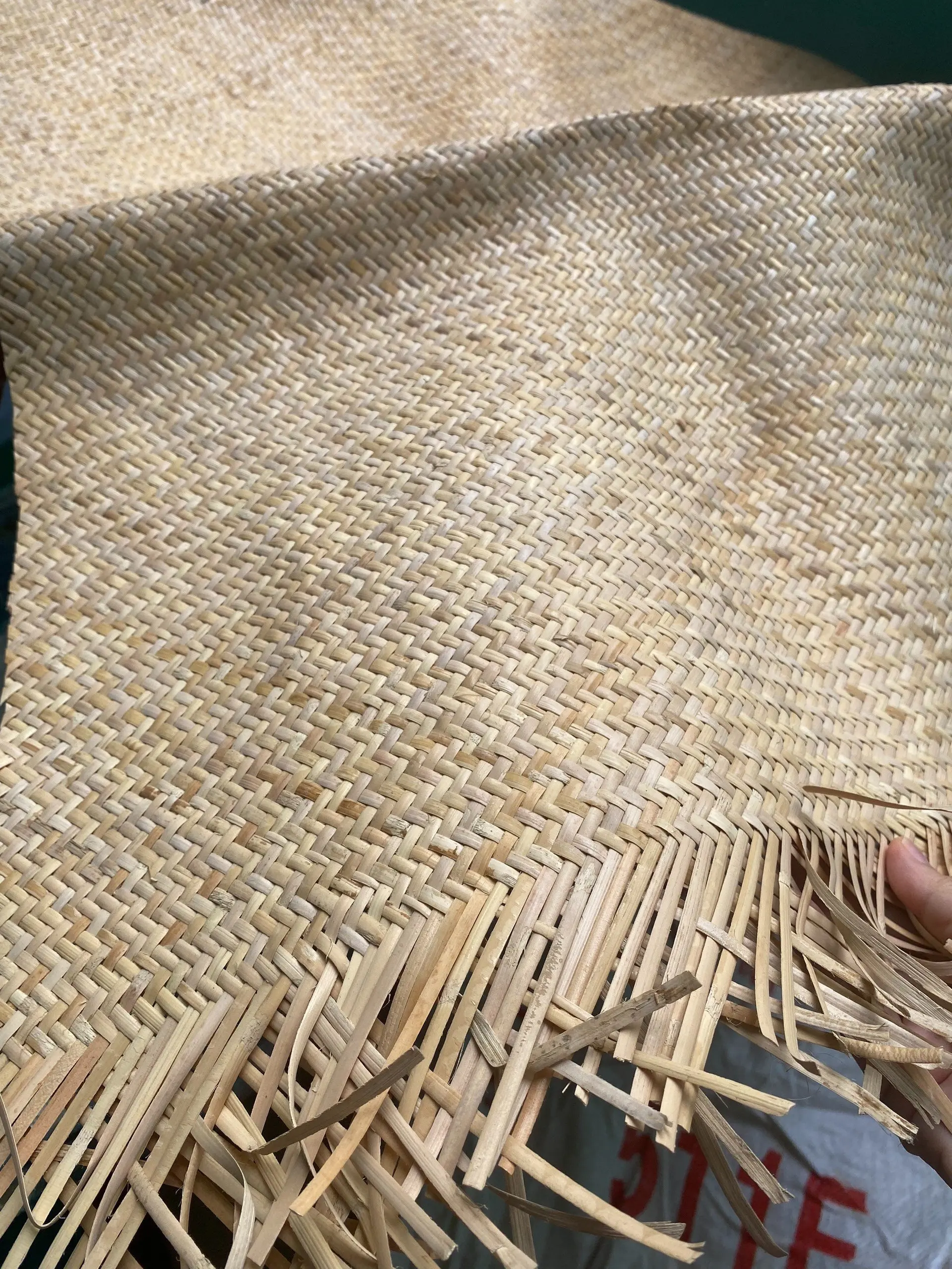 High-quality Mesh Cane Rattan Webbing Roll for Furniture