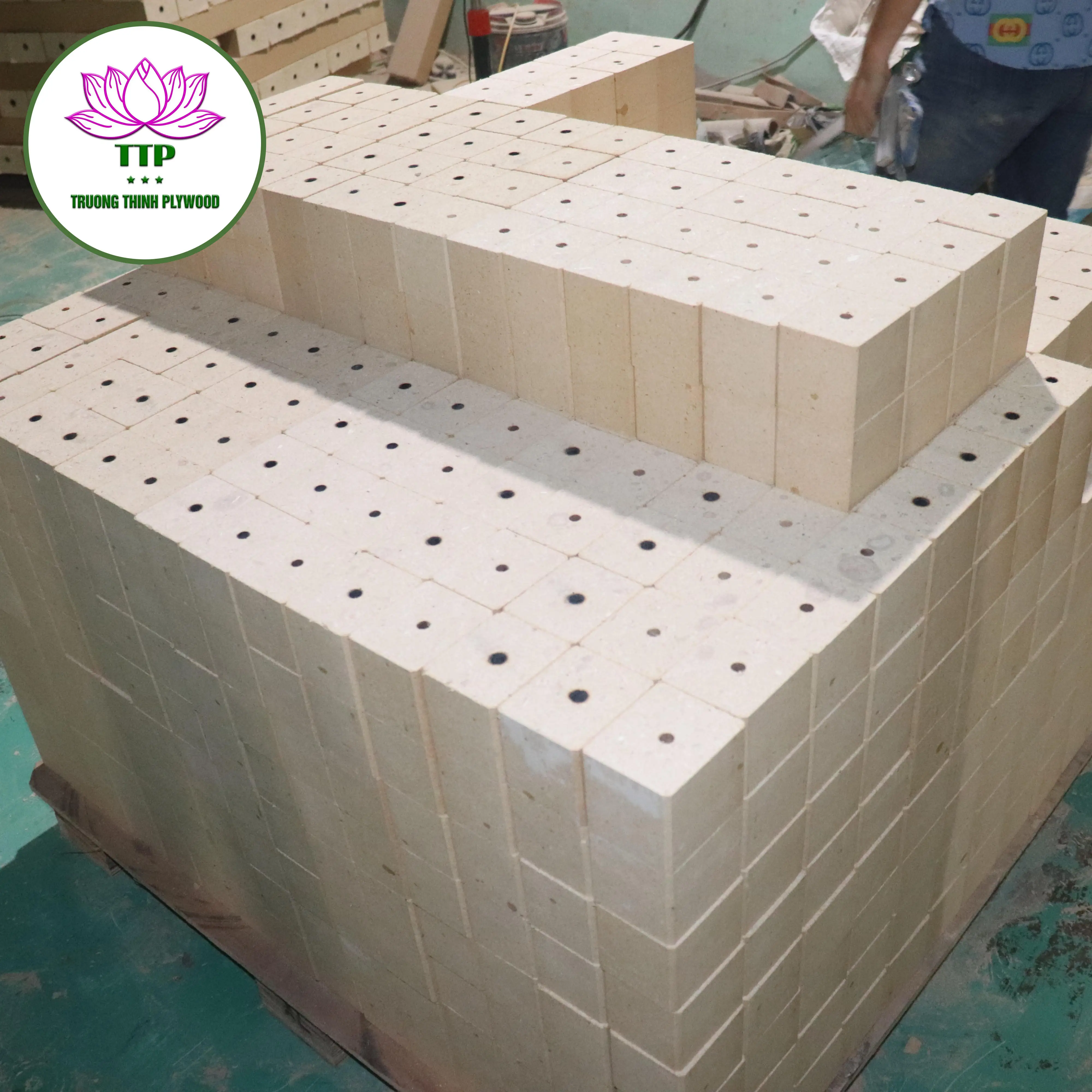 Wood Blocks Chipblock Chip Block Compressed Wood Block Cheap Price Good ...