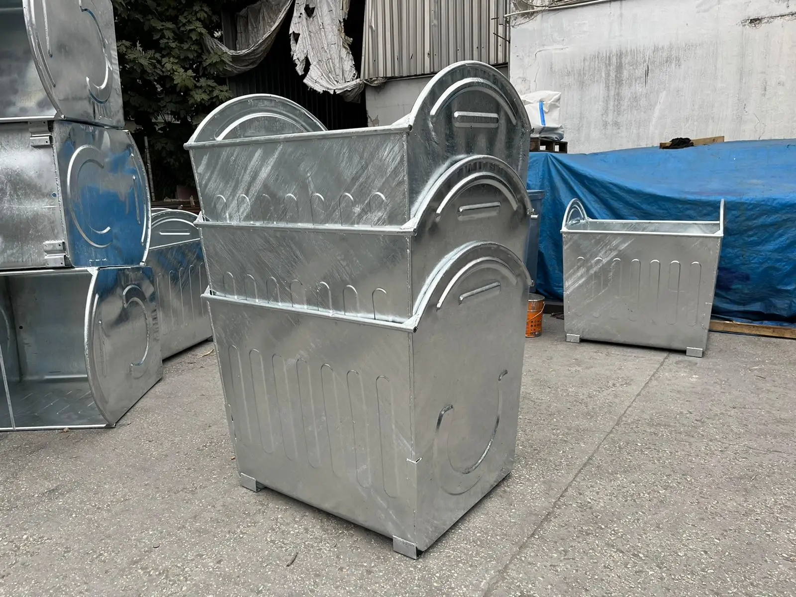 1100 Liter Garbage Containers Original Galvanized With Dome Lid Turkish ...