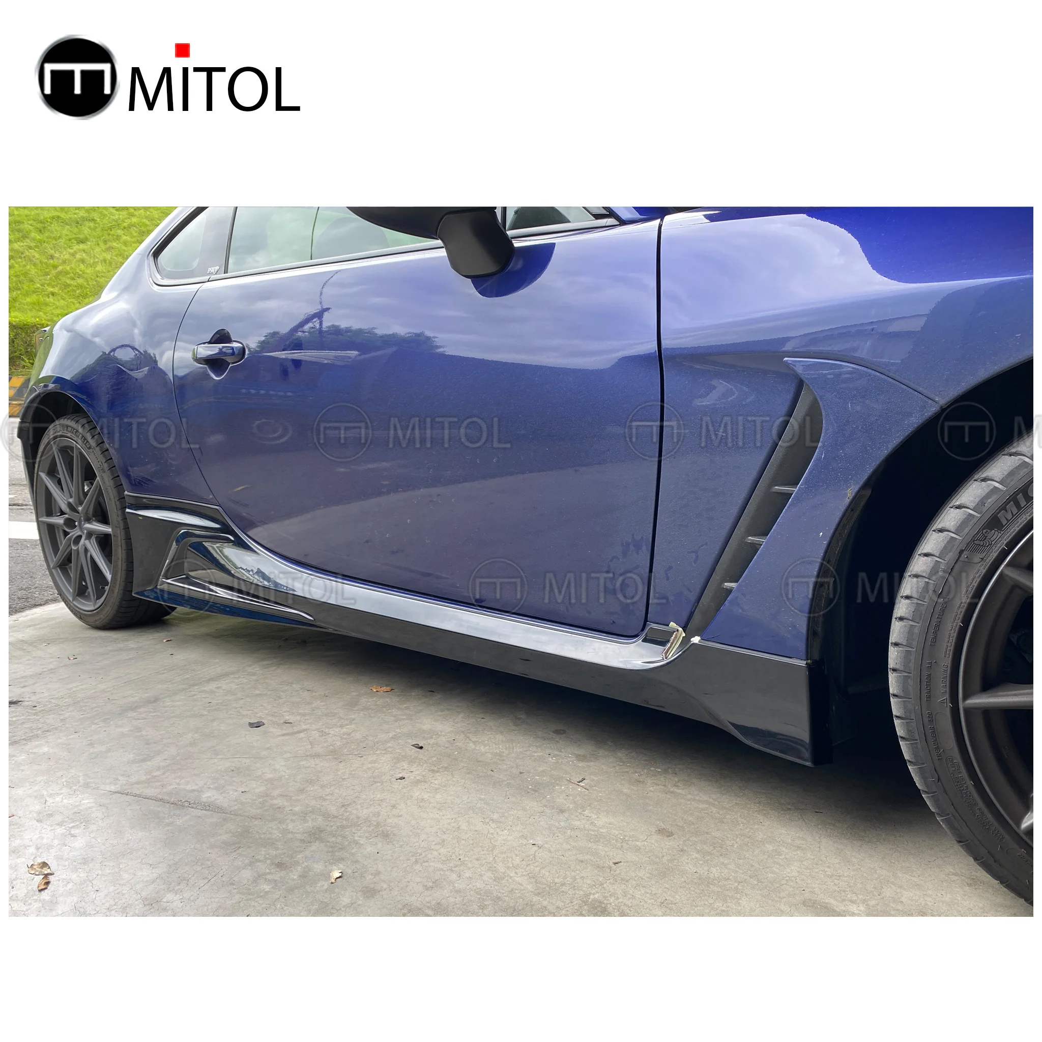 Mitol Side Skirts for TOYOTA GR86 22-on TRD Style Kits