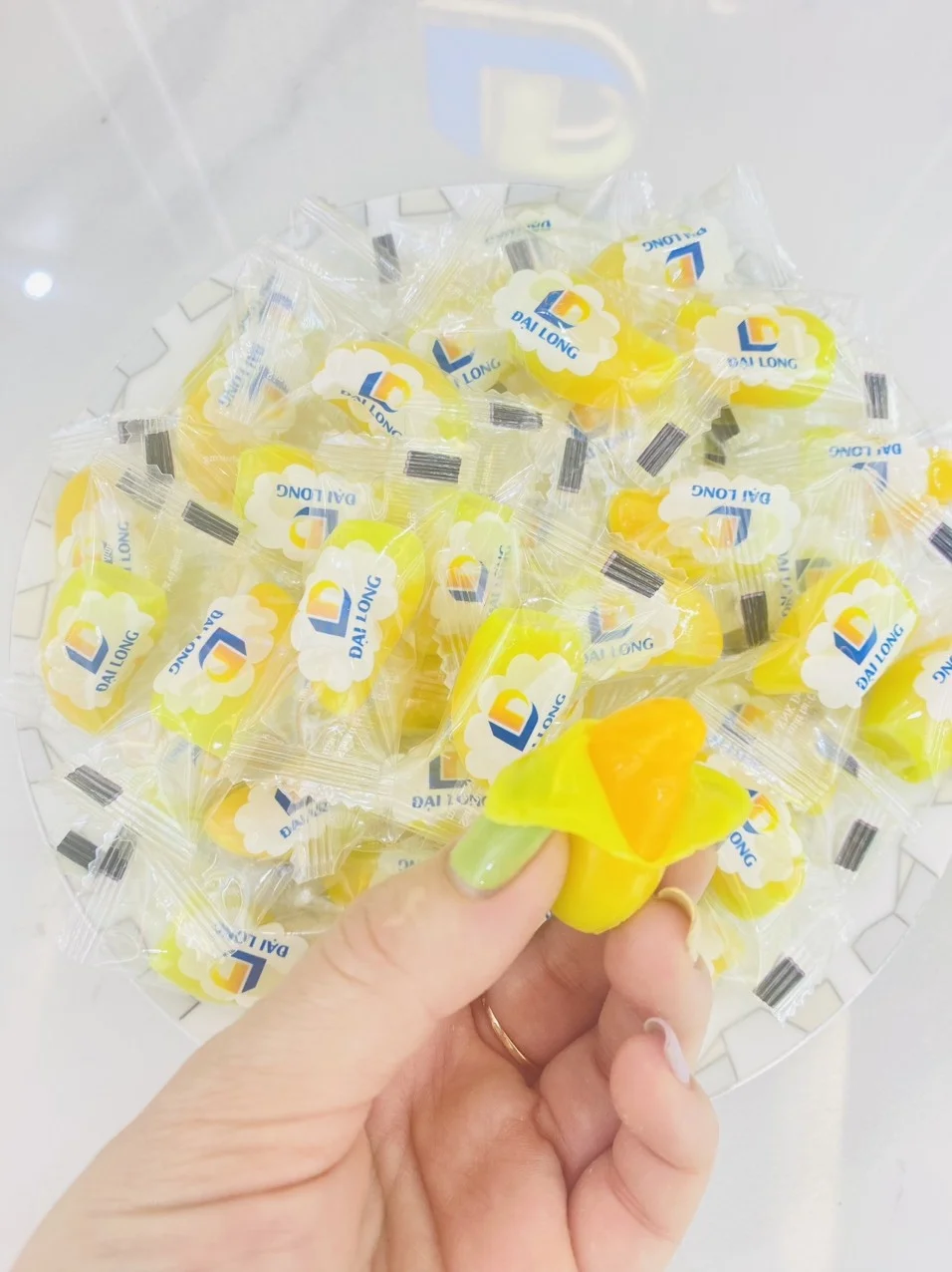 3d Peeled Green Mango Gummy Candy With Melted Filling Extracted From ...