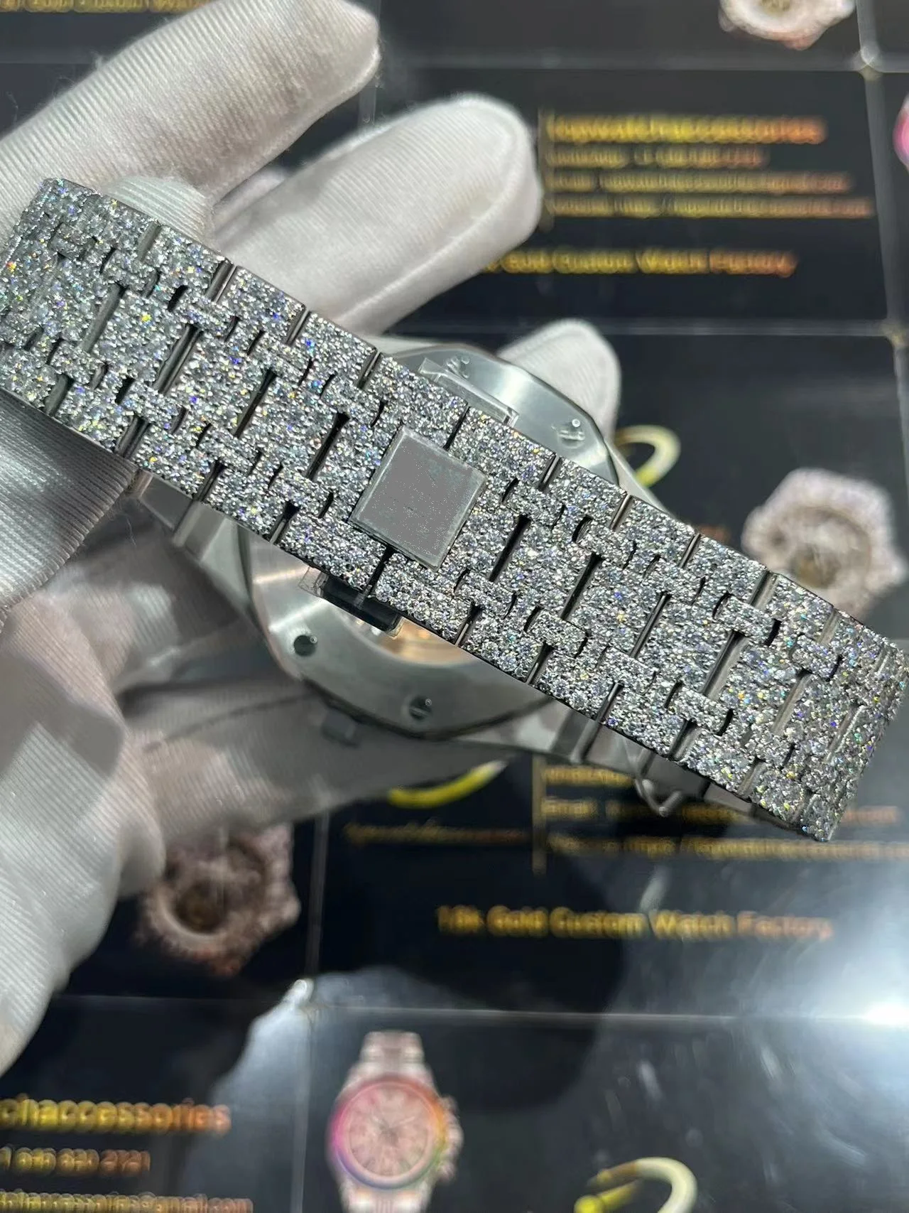 Popular White Moissanite Vvs Cuban Watch Ap 1023 Iced Out Bust Down Hip ...