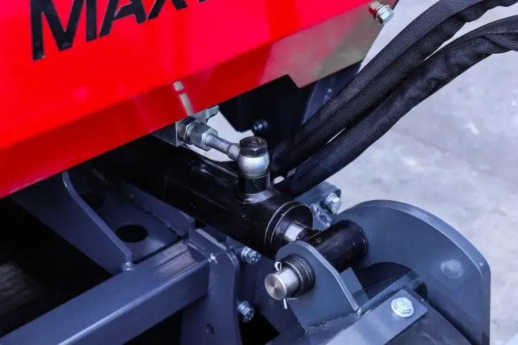 20HP 500CC Self Propelled Petrol Engine Stand-on Track Trencher Walk ...