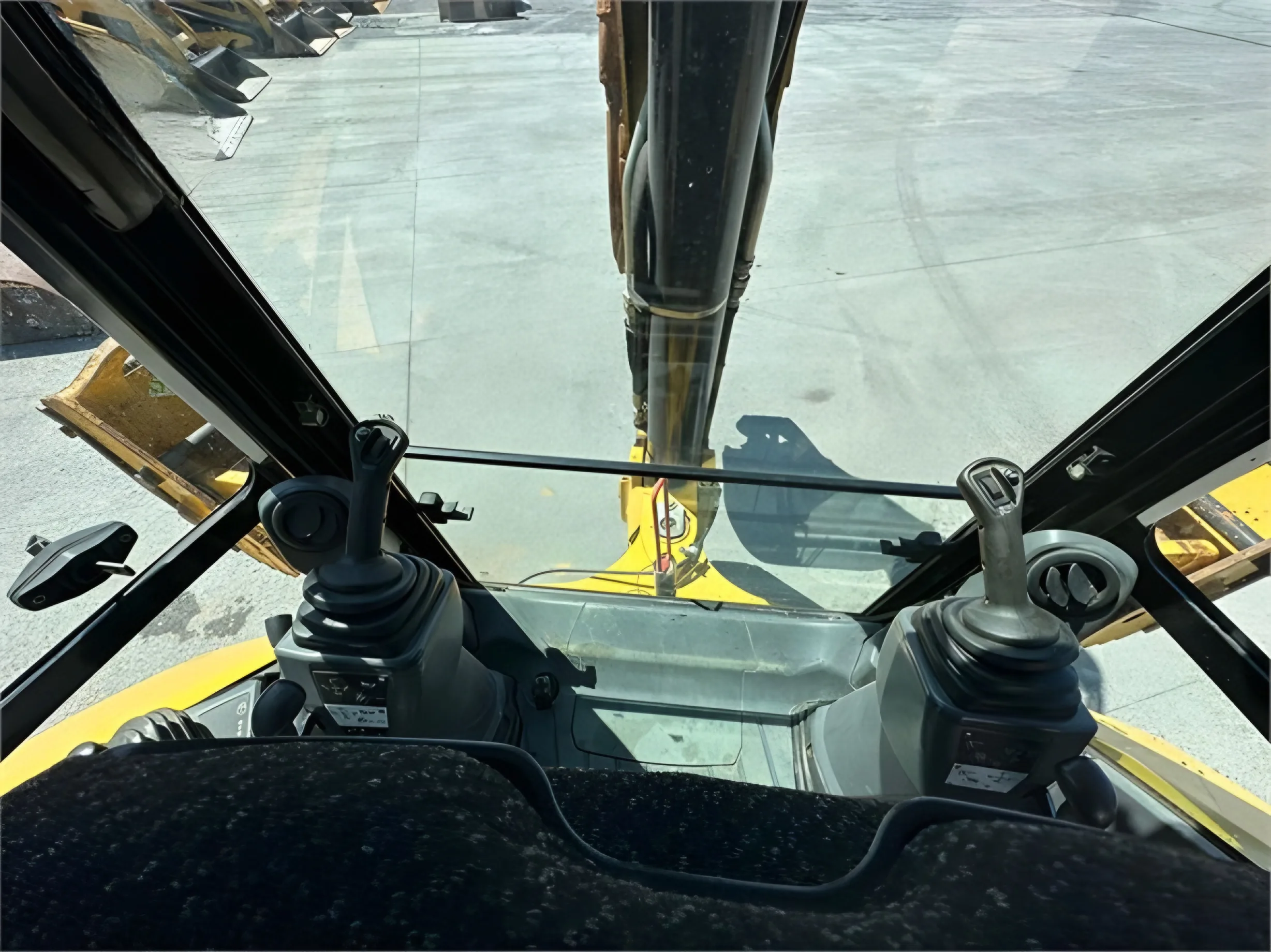 Caterpillar Backhoe Loader 2015 - 430F2 IT - Excellent Condition