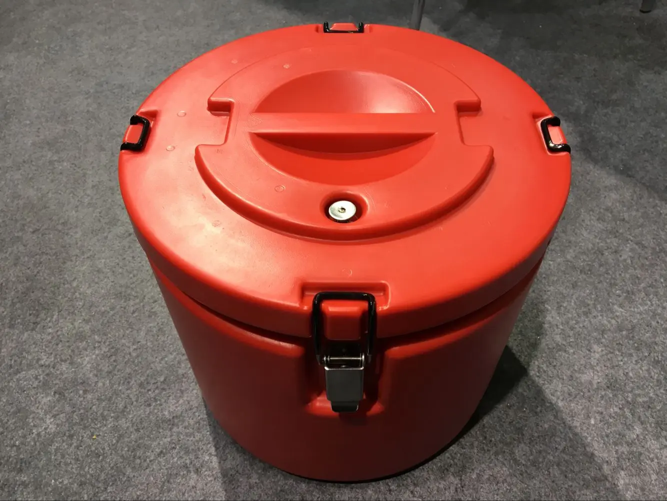 China Sell Catering Equipment 16QT Round Isothermal Container for Soup