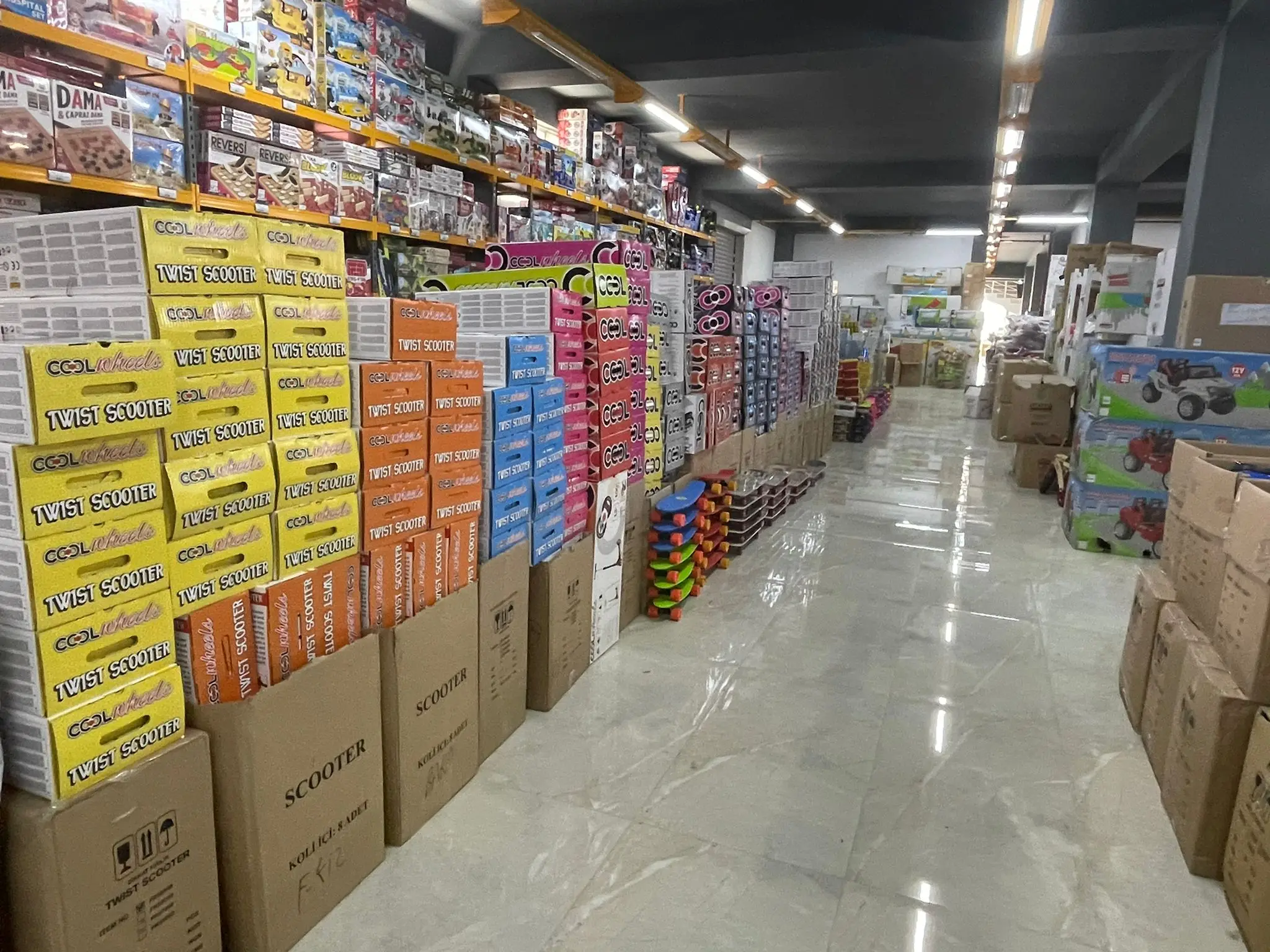 Linda Croissant Light Tea Set A Wonderful Toy For Children With Kitchen ...