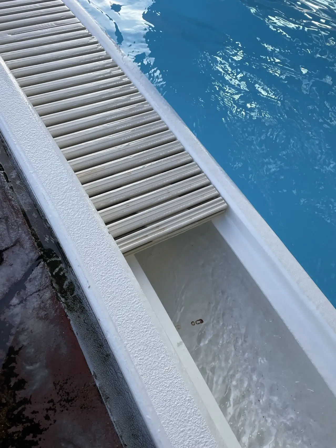 Swimming Pool Accessory Of Vinyl Gutter Drain Garate Flexible And ...
