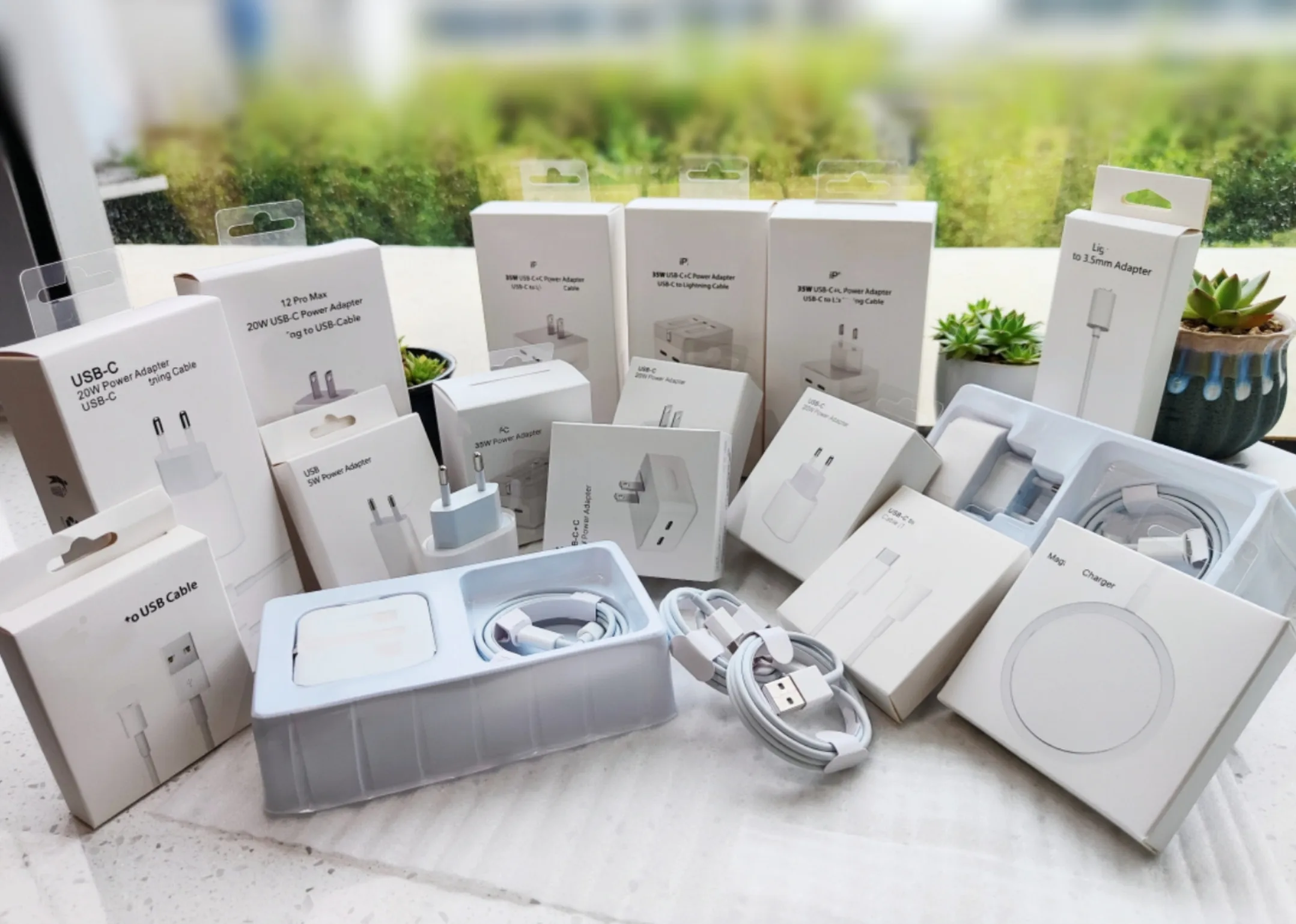 65w Pd Fast Charger Eu Us Uk 2 Type-c 3 Usb Port Multiple Output ...