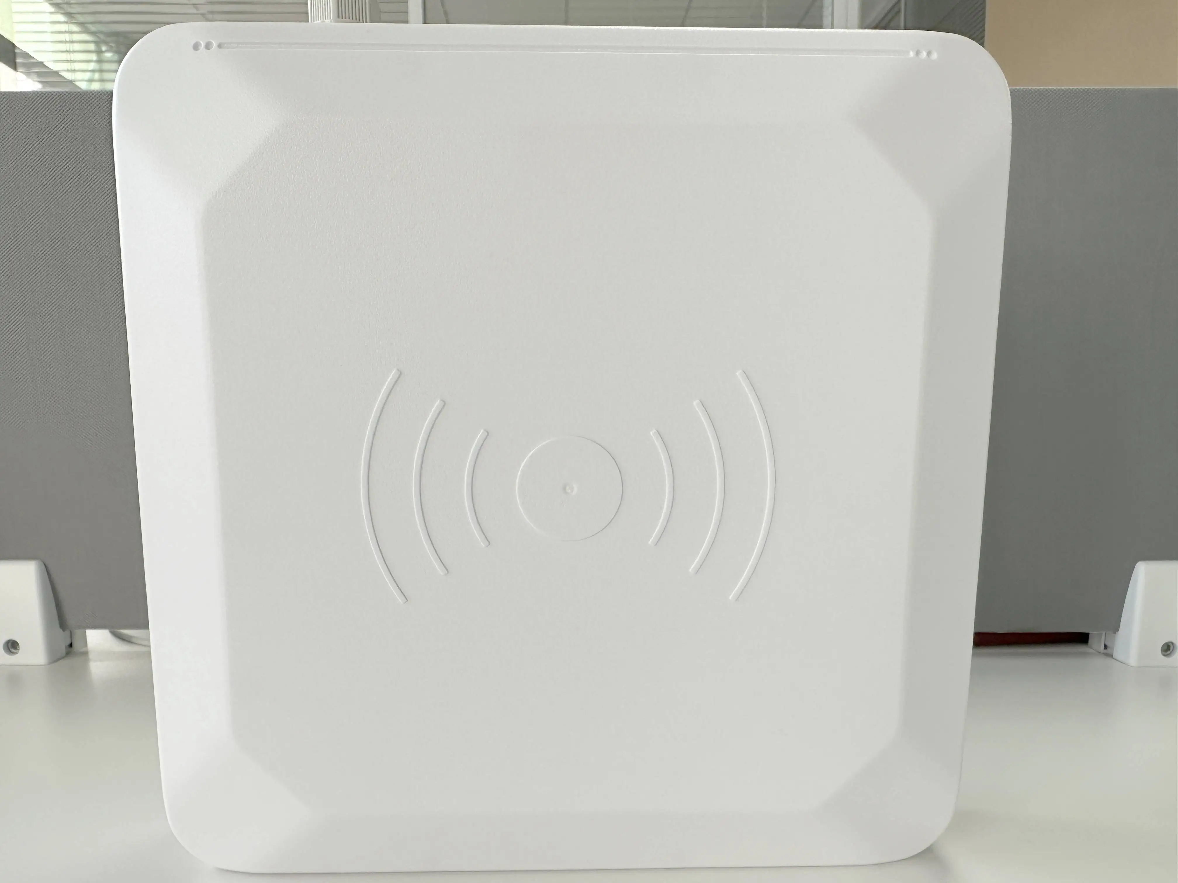 Uhf Long Range Integrated Rfid Reader Usb Support Gps And 4g For ...