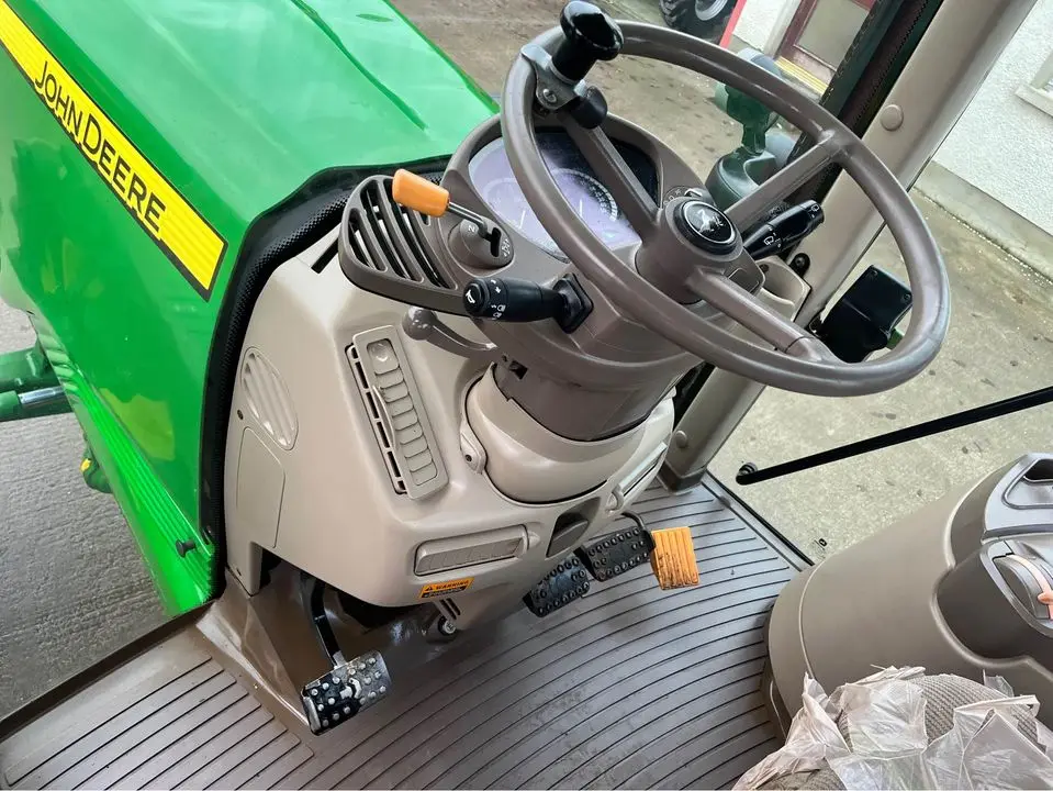 John Deeree 6630 Tractor - High Productivity & Durability