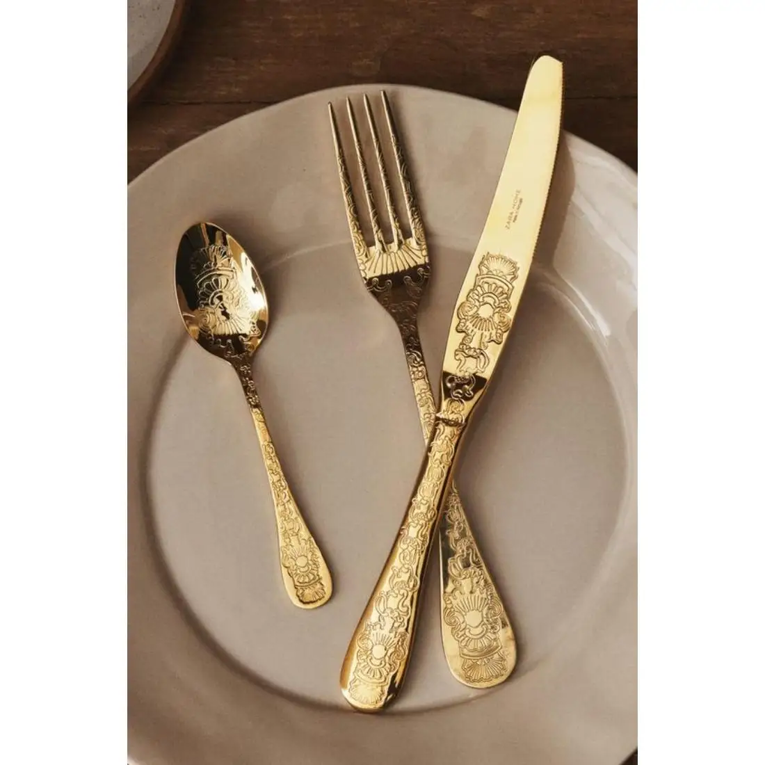 Standard Looks Luxury Cutlery Set For Wedding Uses Marvelous Style ...