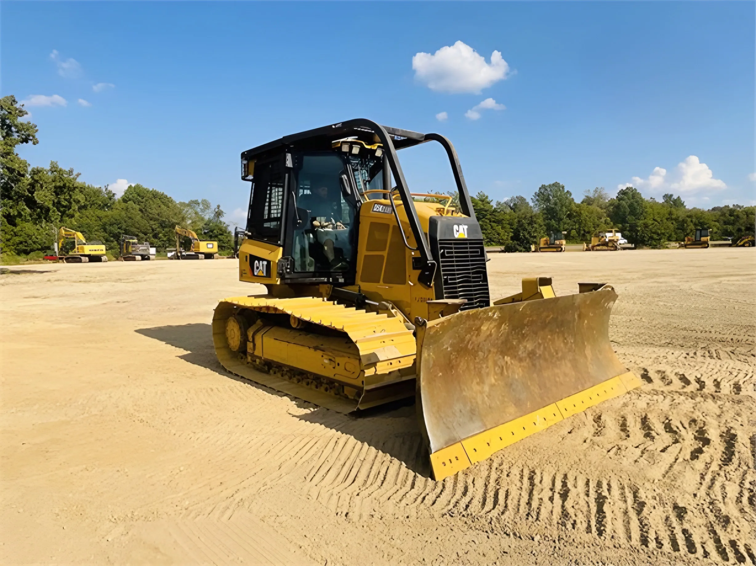 All Series Cat Hydraulic Dozer 2020 Caterpillar D5k2 Lgp International ...
