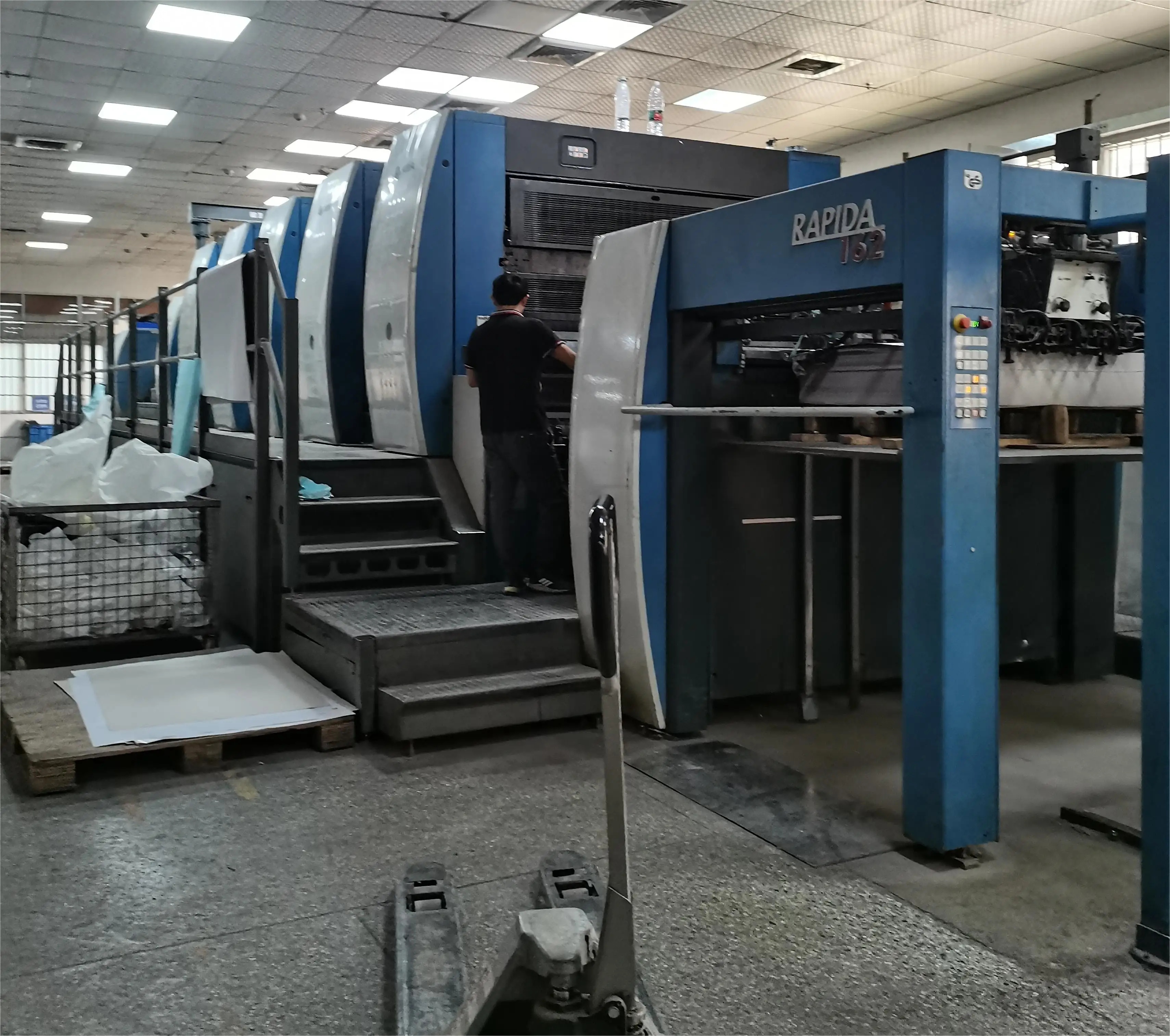 Factory Sofa Cat Scratching Luxury Eco-friendly Paper Cat Scratcher ...