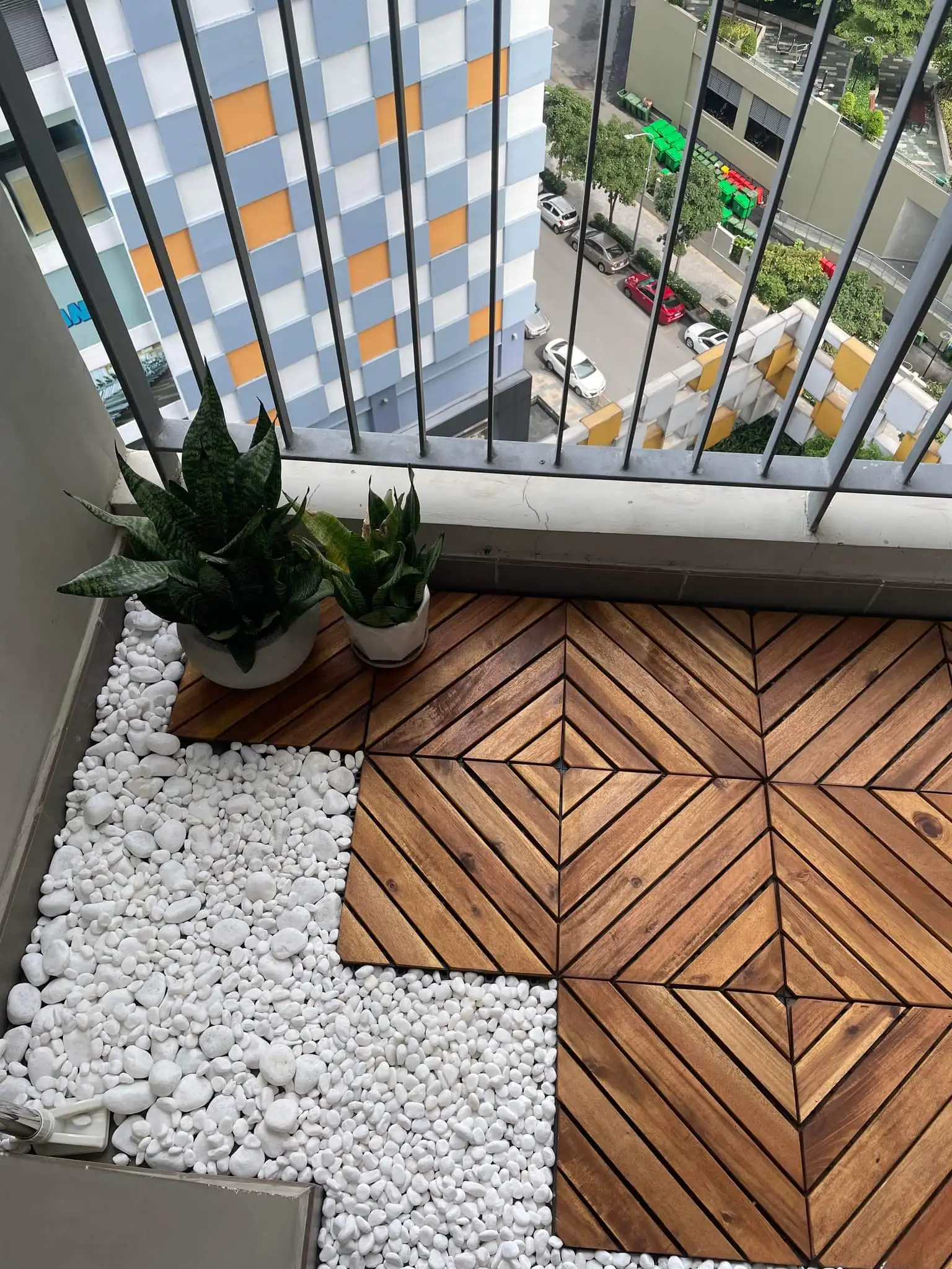 Acacia Decking Tiles - Premium Outdoor Flooring Solutions