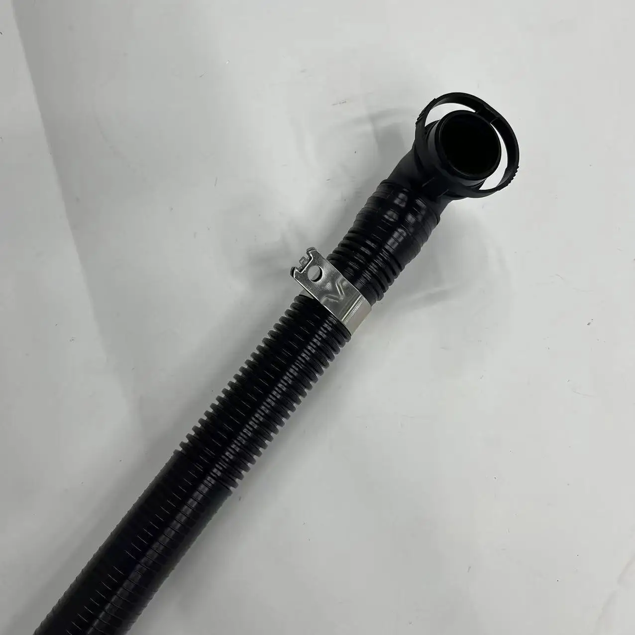 OEM 9605202006 New Condition M ercedes Oil Filling Hose| Alibaba.com