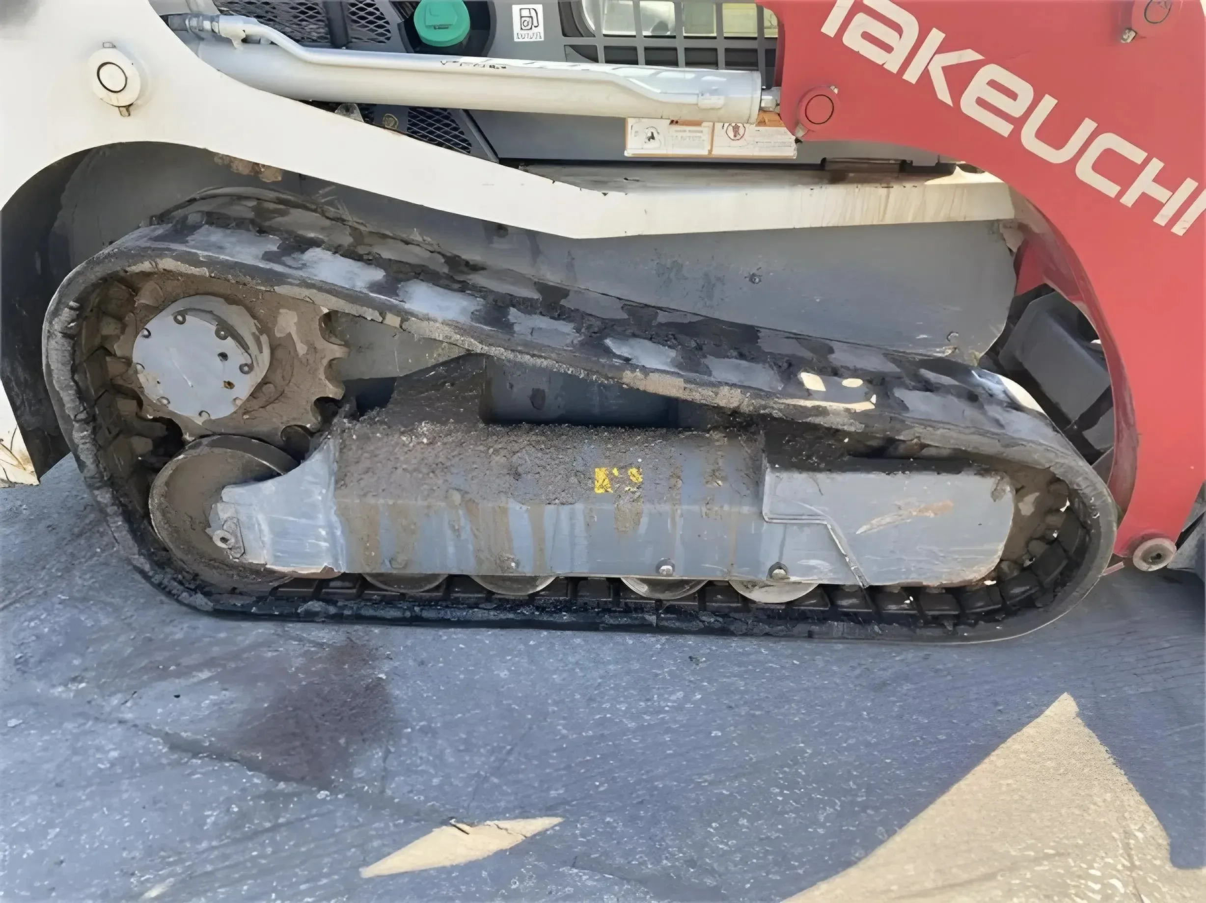 Best Mini Skid Steer Track Loader 2019 - TAKEUCHI TL8R