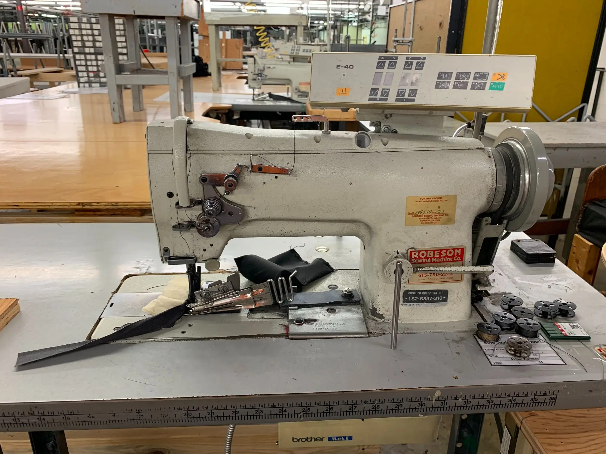 Advanced Single Needle Industrial Use Sewing Machines For Heavy Textile ...