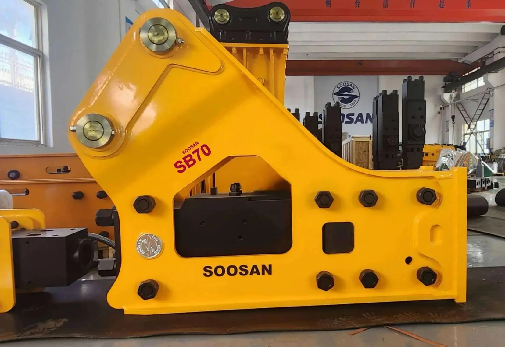 Soosan SB70 Hydraulic Breaker Rock Breaker with 135mm Chisel Side Type ...