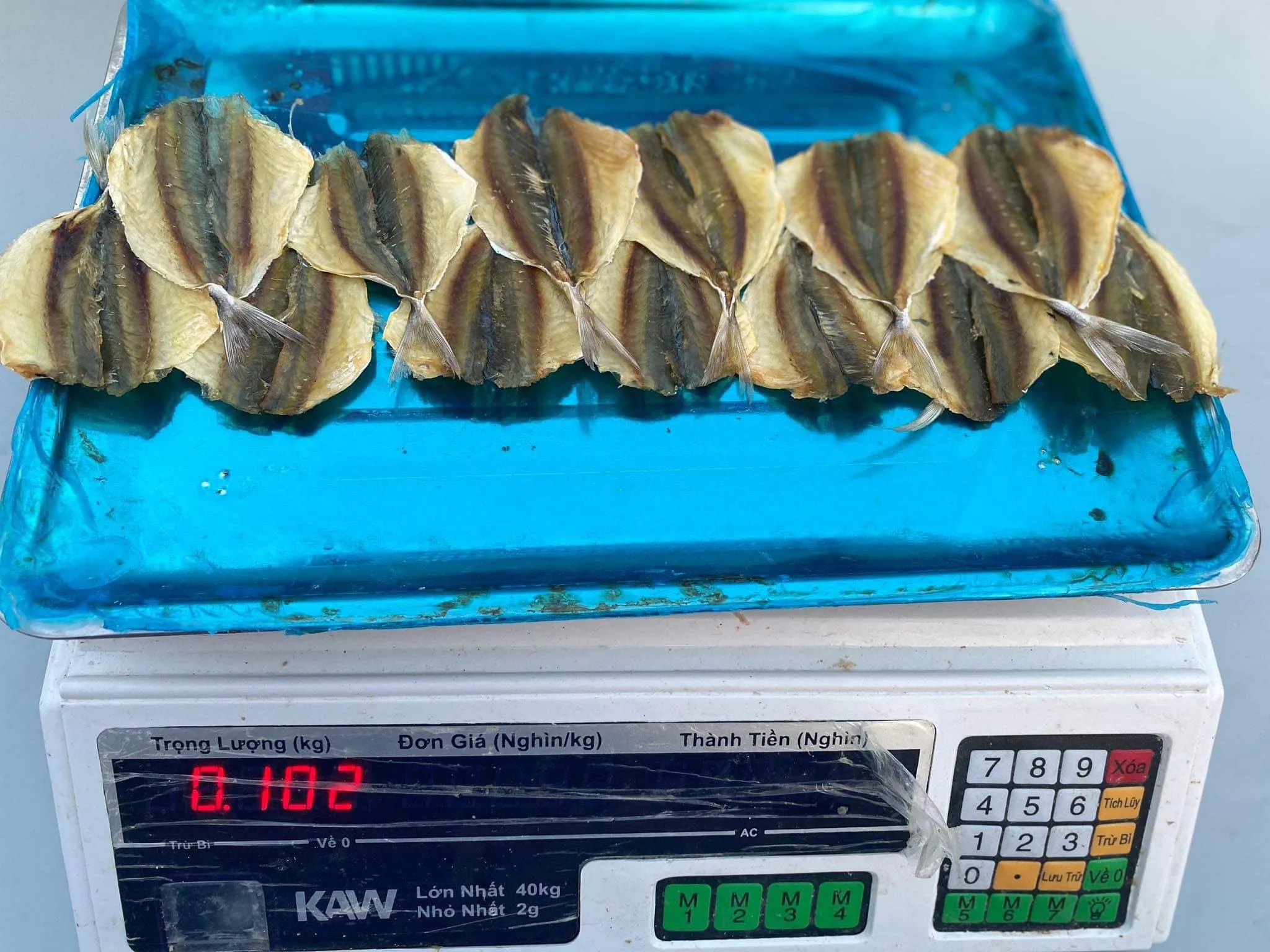 Manufacturers Supply High Quality Dried Yellow Stripe Trevally Fish ...