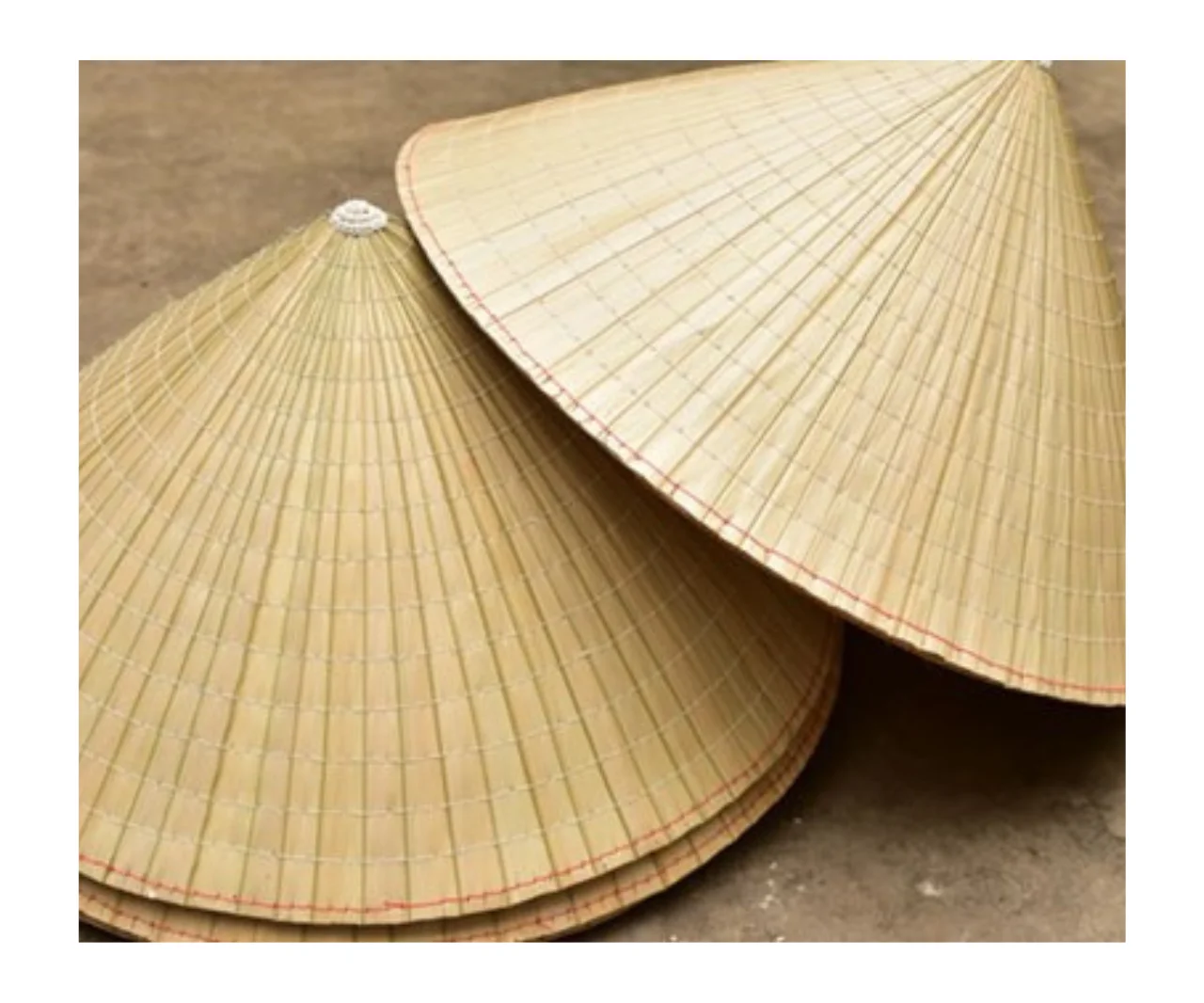Vietnamese Conical Hat/ Vietnamese Bamboo Palm Leaf Conical Hat (Non La ...