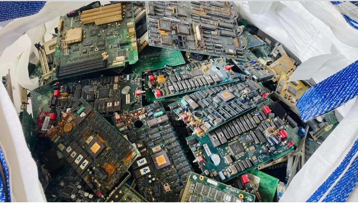 Cpu Ceramic Processor Scrap For Gold Recovery - Buy Panel Pc All In One ...