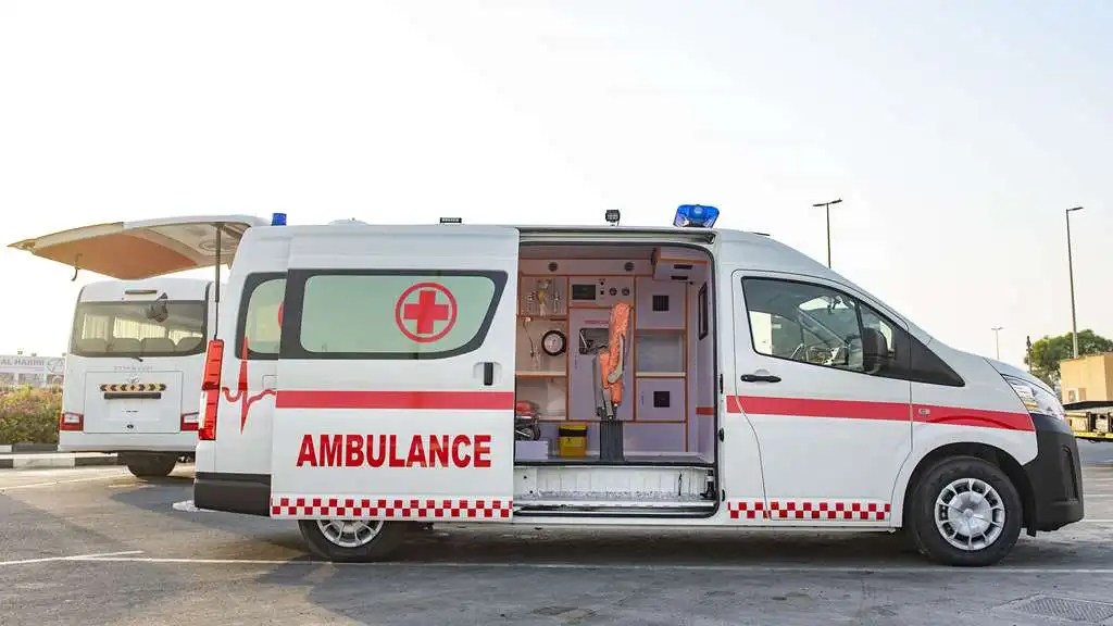 2022 Toy Ota Hiace Ambulance Mini Bus - Used Cars from Japan
